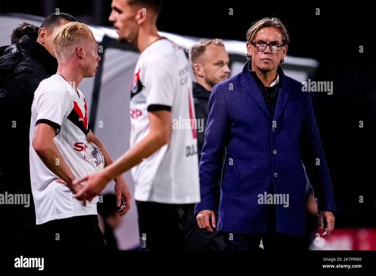 ALMERE, NETHERLANDS - OCTOBER 18: Head Coach Alex Pastoor of Almere ...