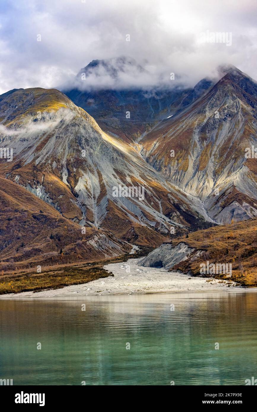 Coastal mountain landscape in Glacier Bay National Park and Preserve ...