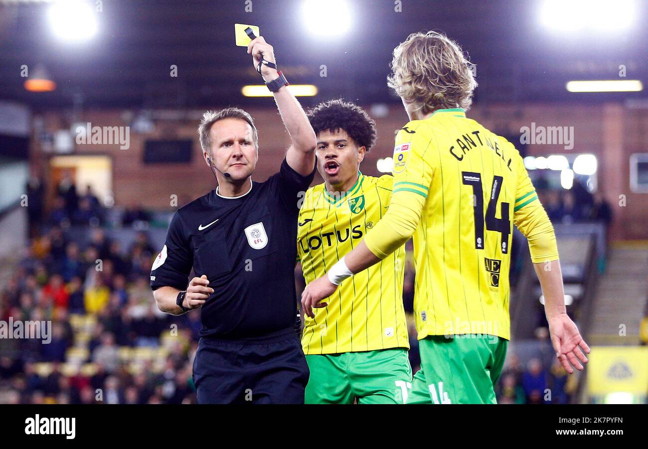 Norwich, UK. 18th Oct, 2022. Match Referee Oliver Langford shows Todd ...