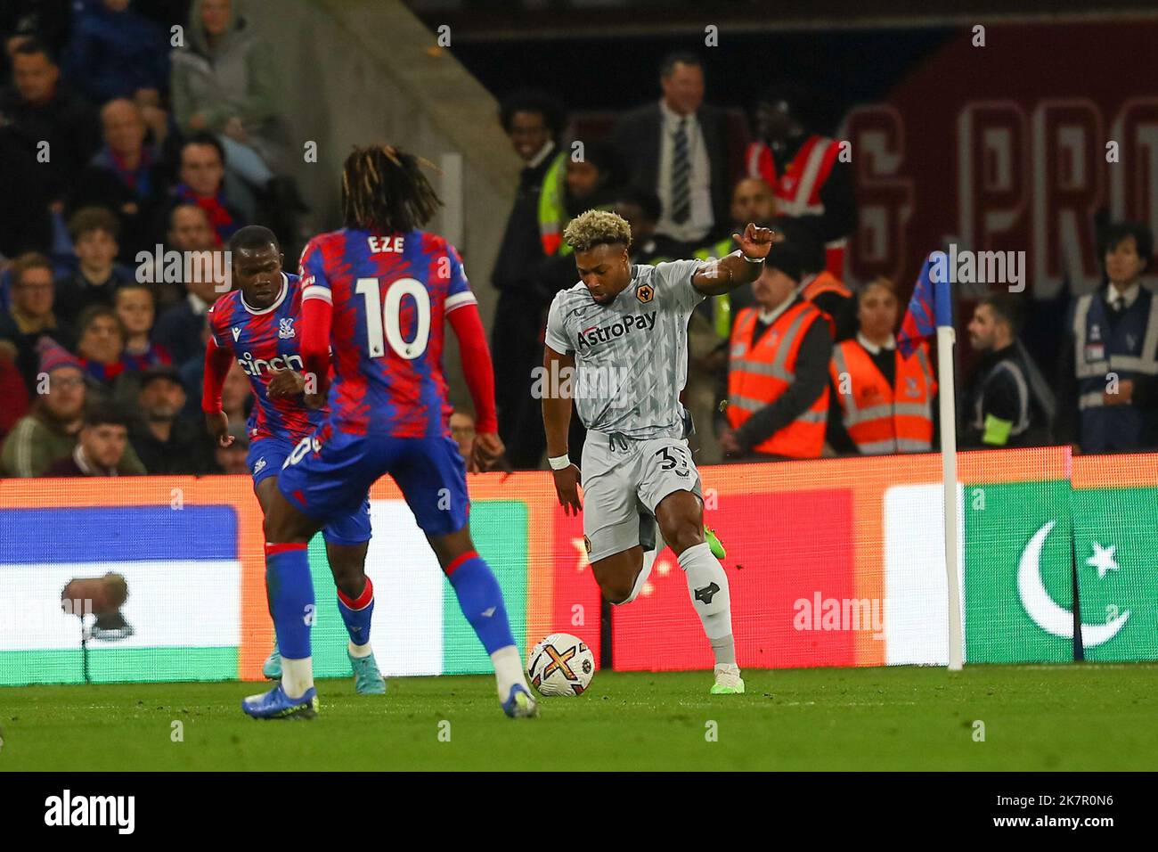 London, UK. 18th October 2022; Selhurst Park, Crystal Palace, London ...