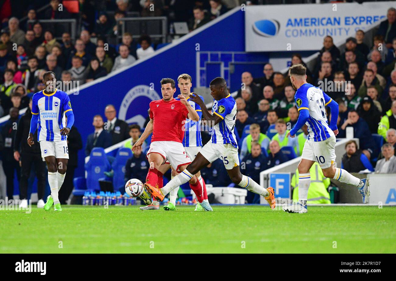 Remo freuler nottingham forest hi-res stock photography and images - Alamy
