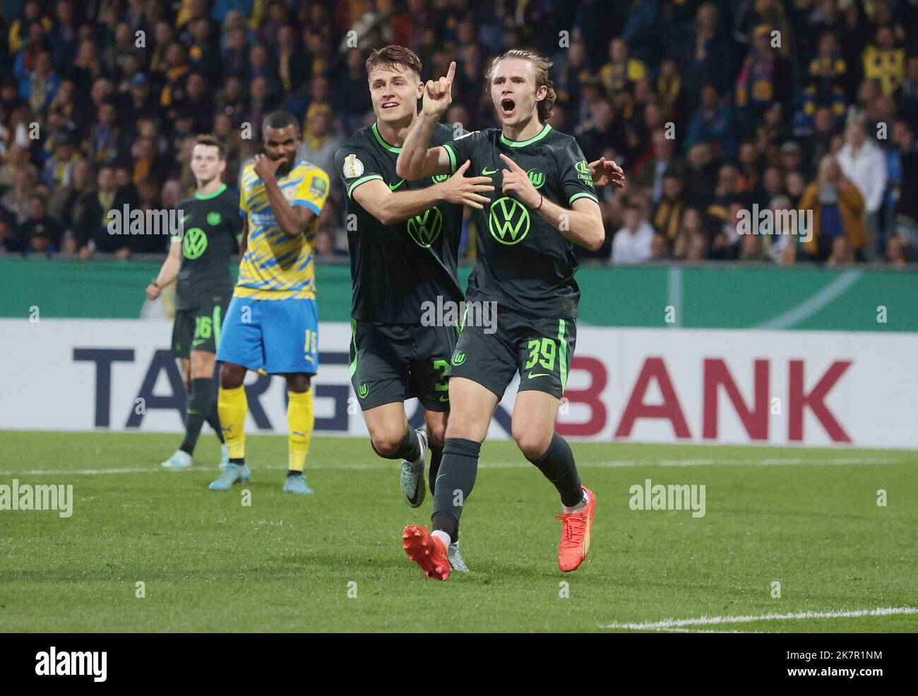 Brunswick, Deutschland. 18th Oct, 2022. firo: 10/18/2022, football ...