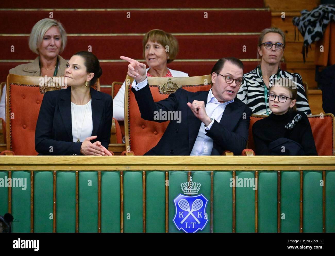 STOCKHOLM 20221018Kronprinsessan Victoria, prins Daniel och prinsessan ...