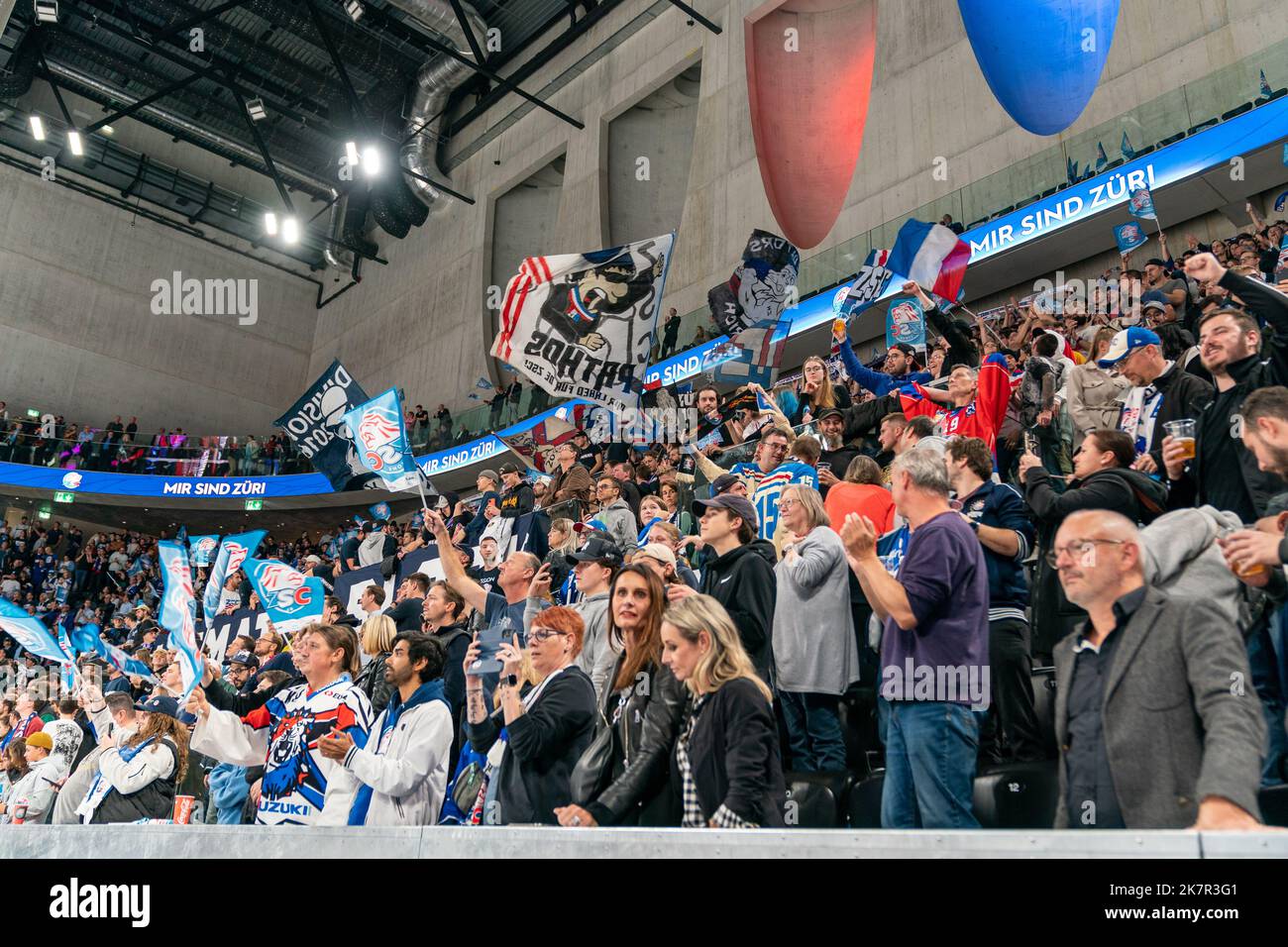 October 18, 2022, Zurich, Swiss Life Arena, NL: ZSC Lions - Fribourg ...