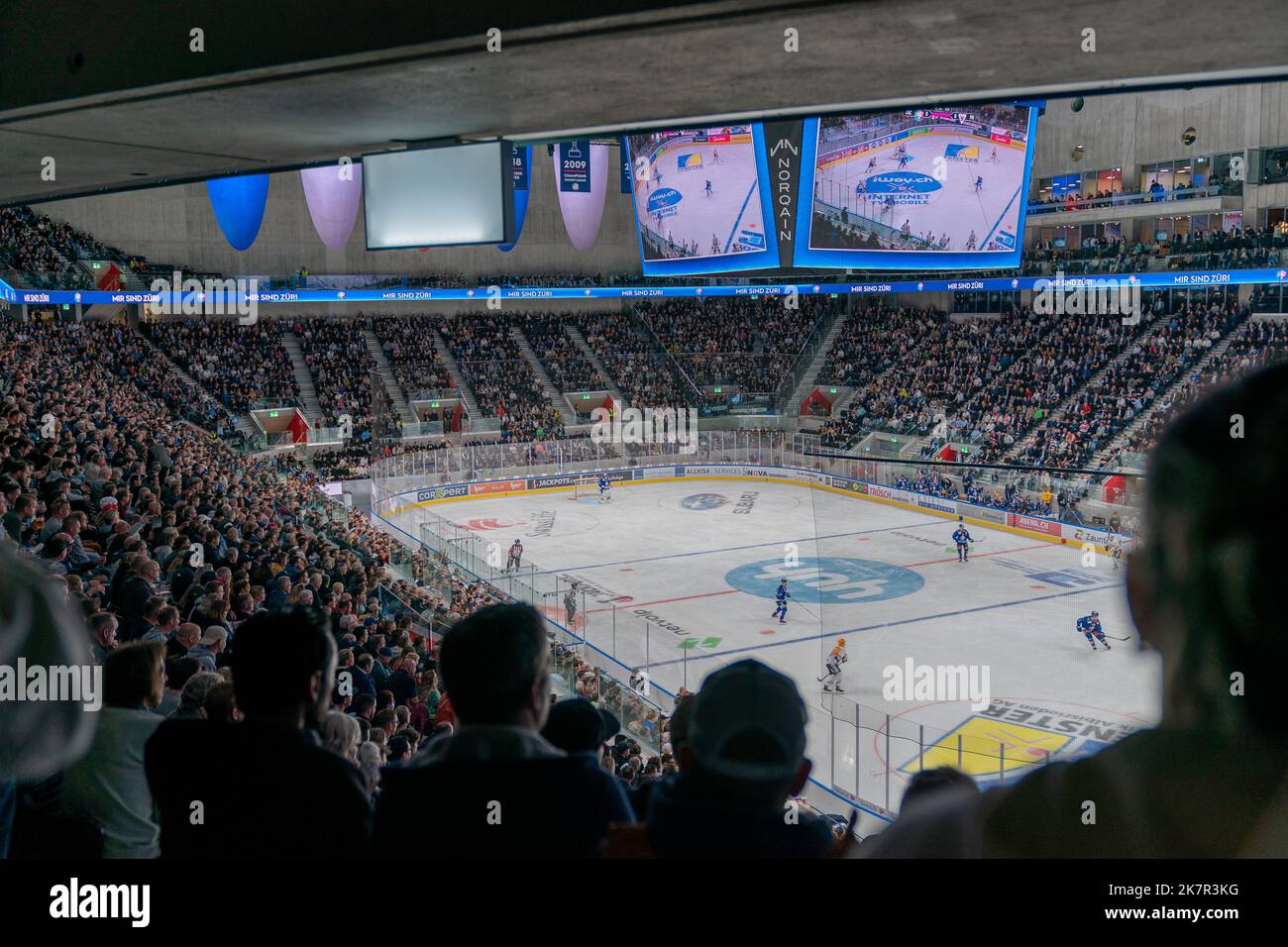 October 18, 2022, Zurich, Swiss Life Arena, NL: ZSC Lions - Fribourg ...