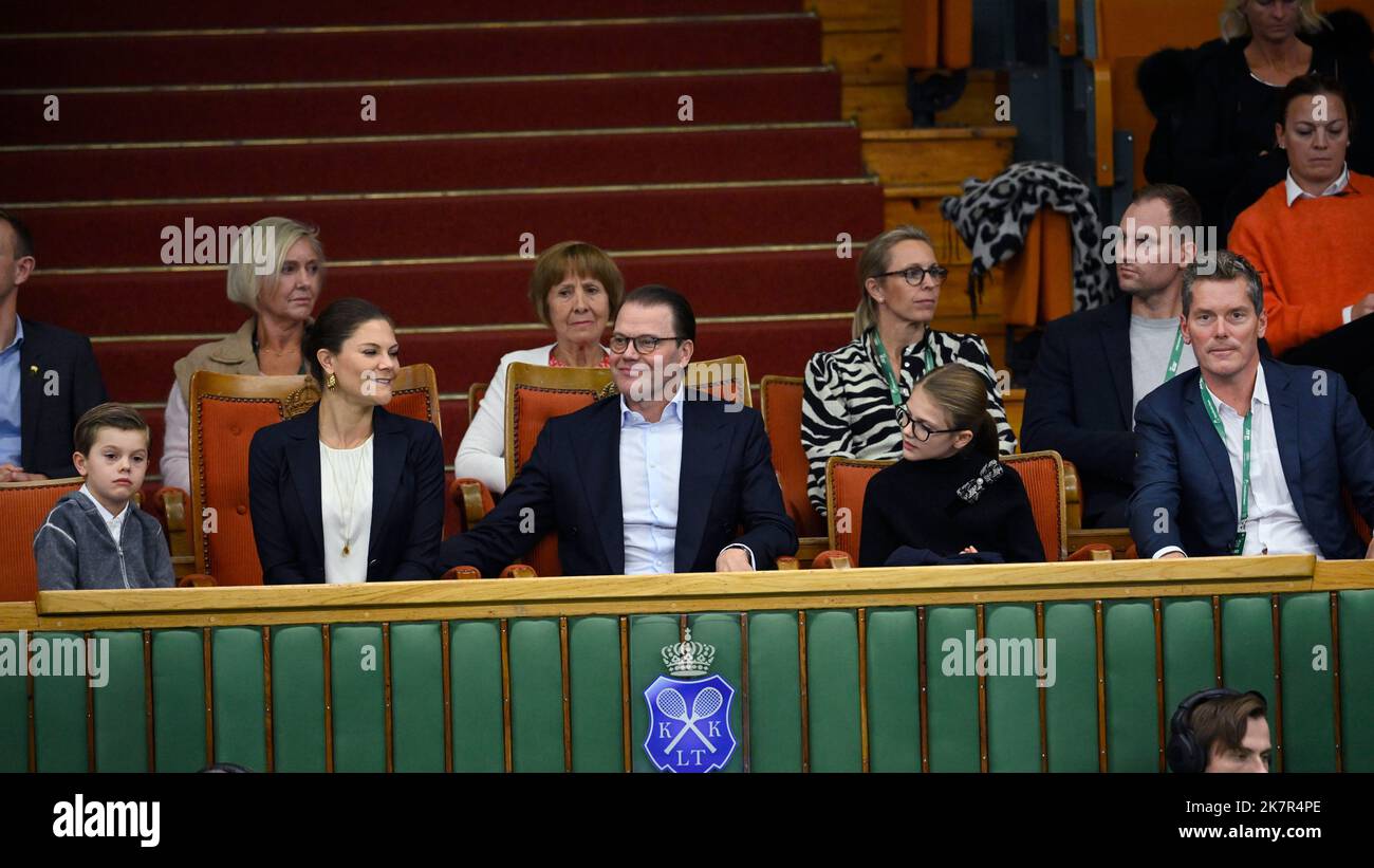 STOCKHOLM 20221018Prins Oscar, kronprinsessan Victoria, prins Daniel ...
