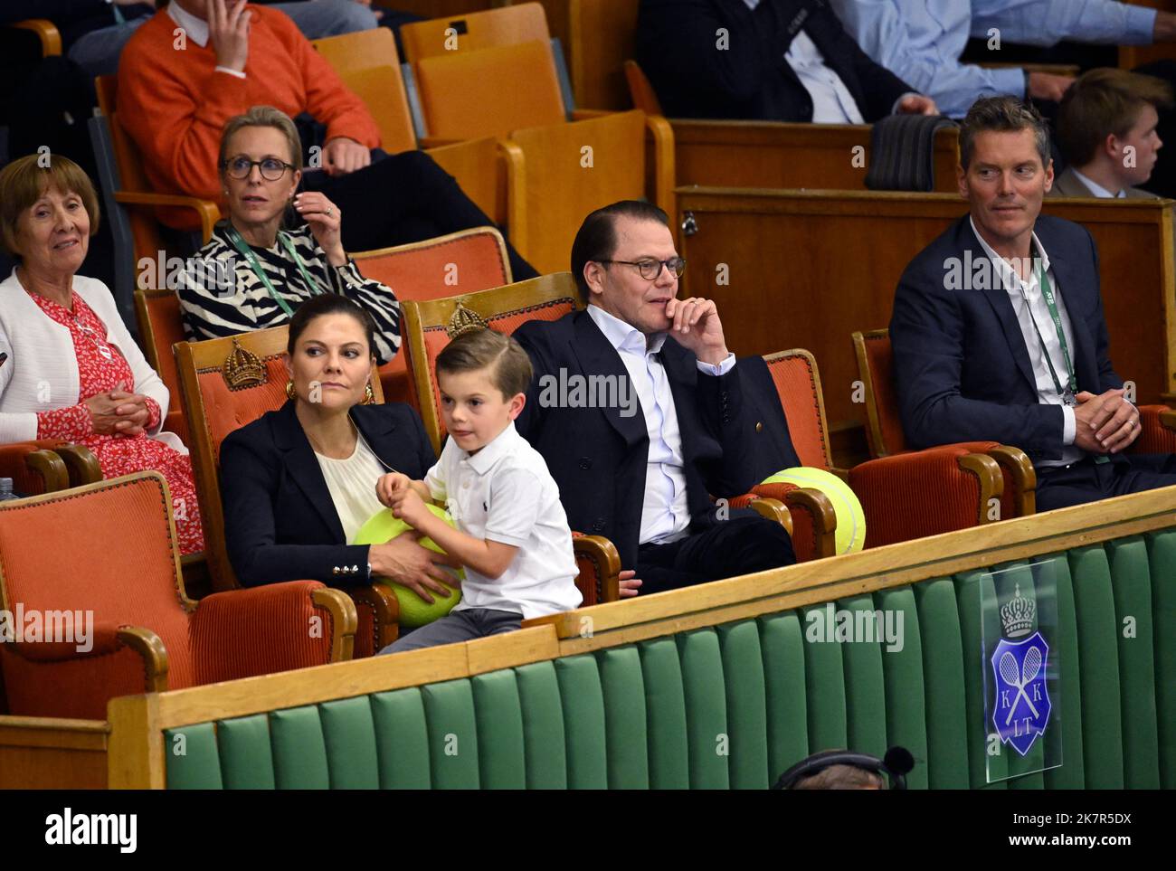 STOCKHOLM 20221018Prins Oscar, kronprinsessan Victoria, prins Daniel ...