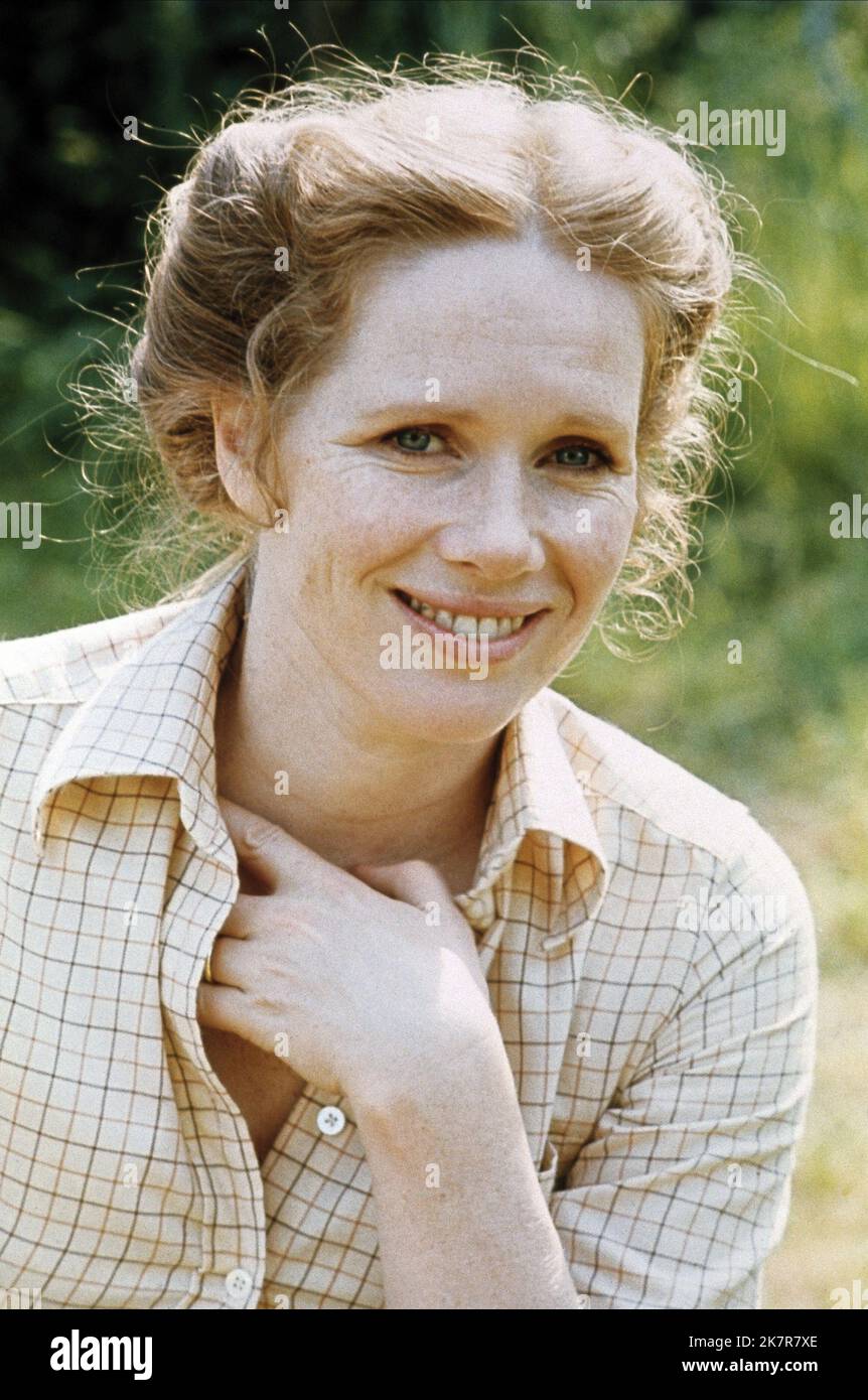 Liv Ullmann Film A Bridge Too Far (UK/USA 1977) Characters: Kate Ter ...