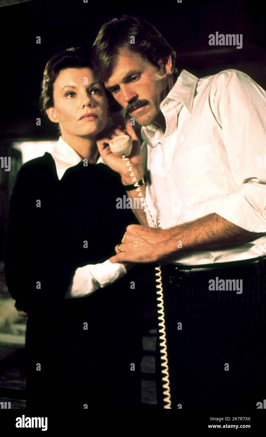 Marsha Mason & John Beck Film Audrey Rose (USA 1977) Characters: Janice ...