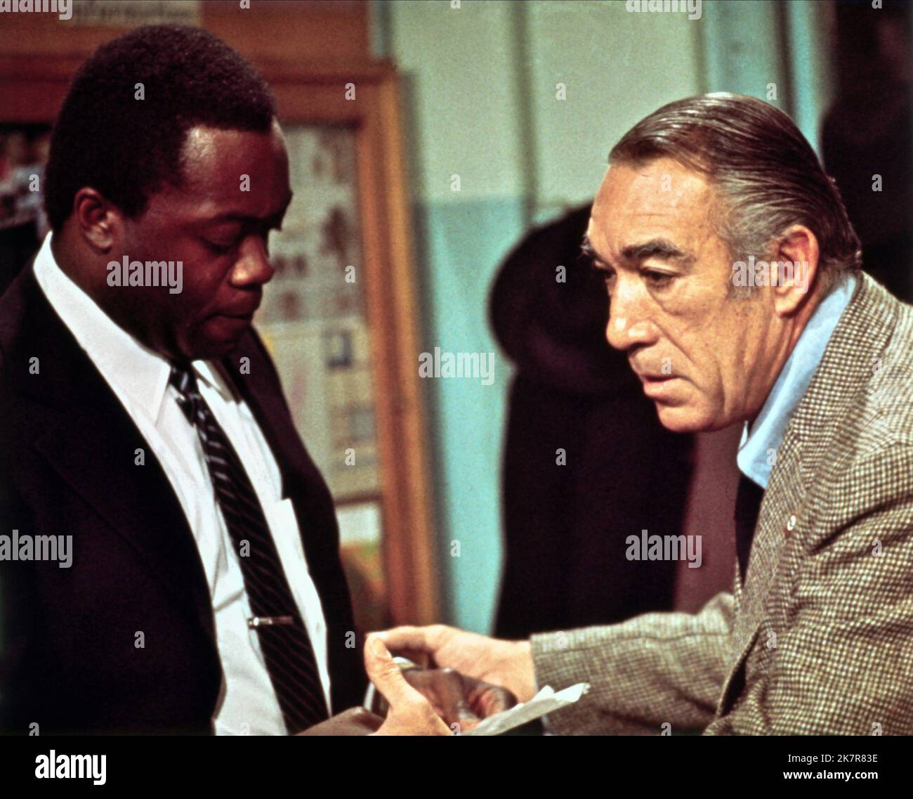 Yaphet Kotto & Anthony Quinn Film Across 110th Street (1972) Characters ...