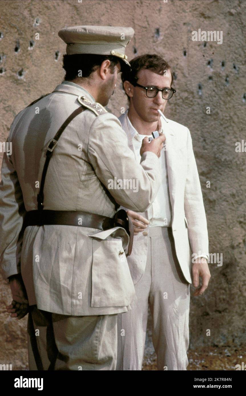 Woody Allen Film Bananas (USA 1971) Characters: Fielding Mellish ...