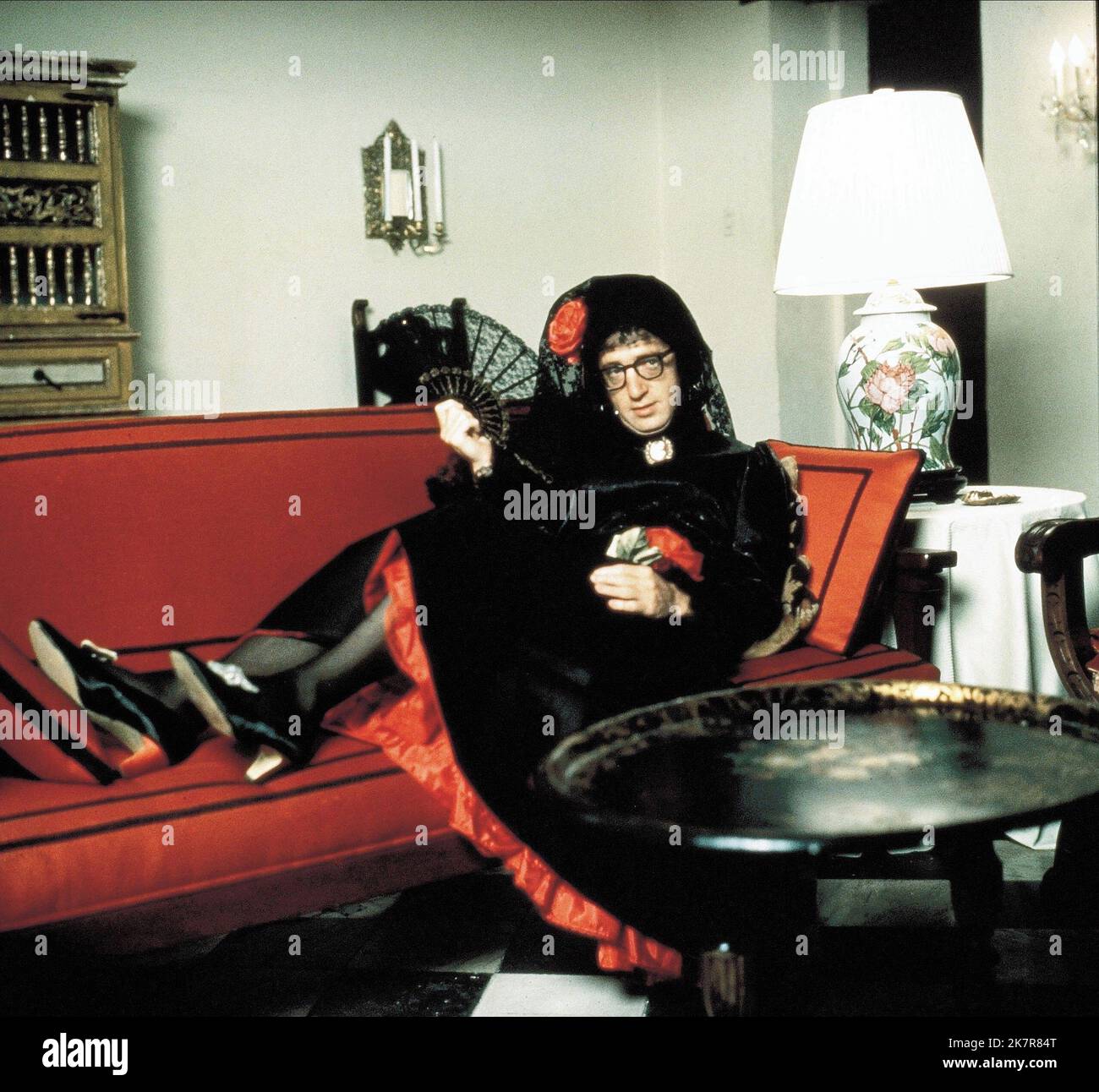 Woody Allen Film Bananas (USA 1971) Characters: Fielding Mellish ...