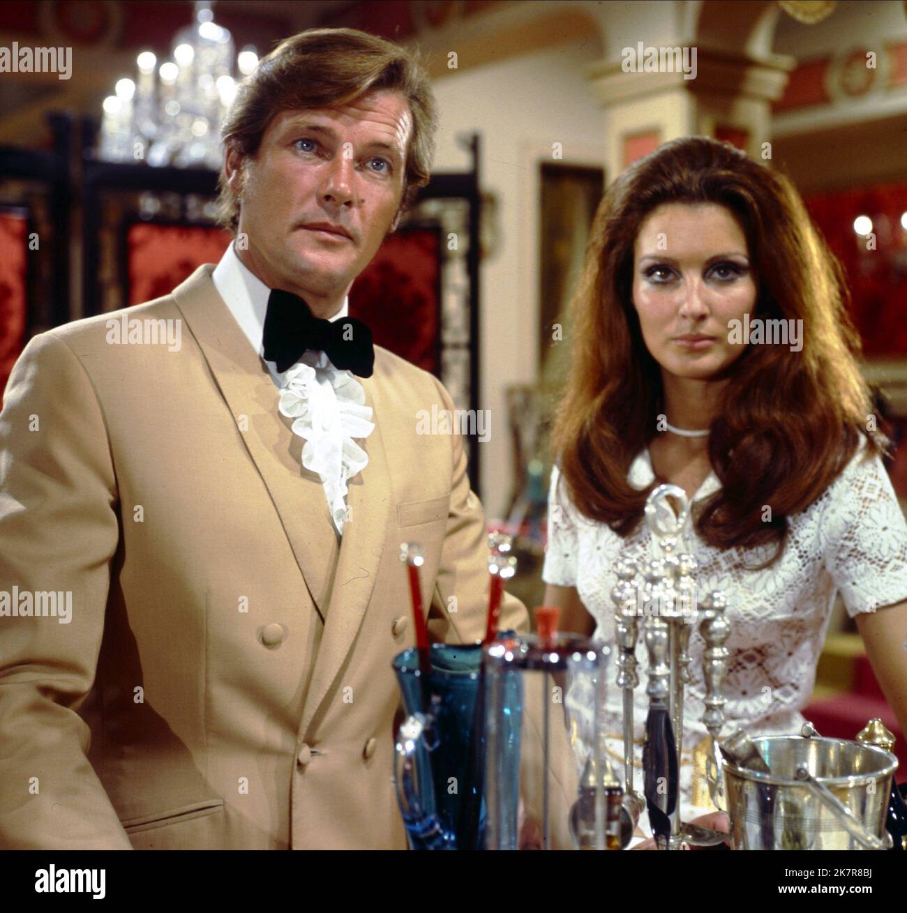 Roger moore catherine schell persuaders hi-res stock photography and ...