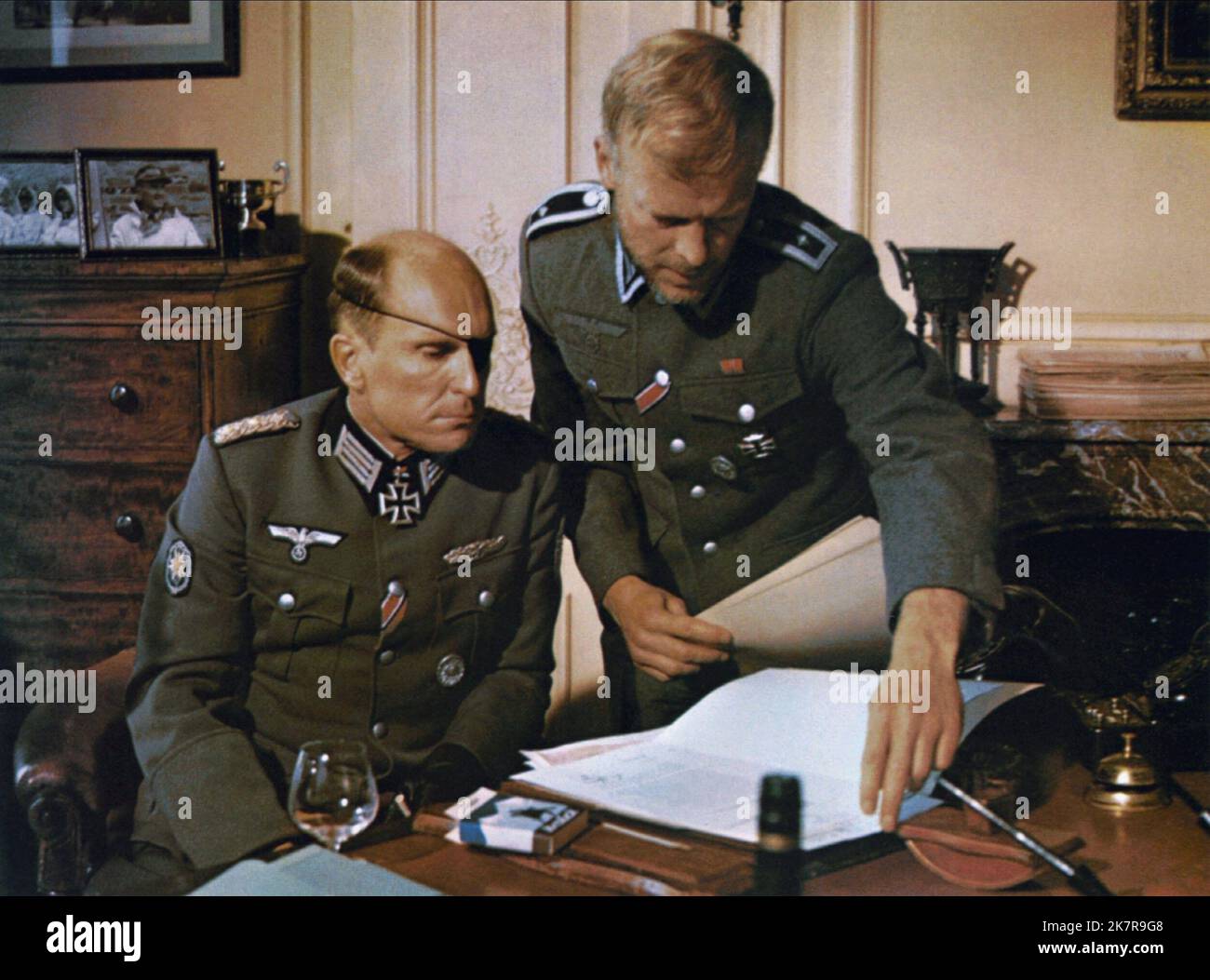 Robert Duvall & Michael Byrne Film: The Eagle Has Landed (UK 1976 ...