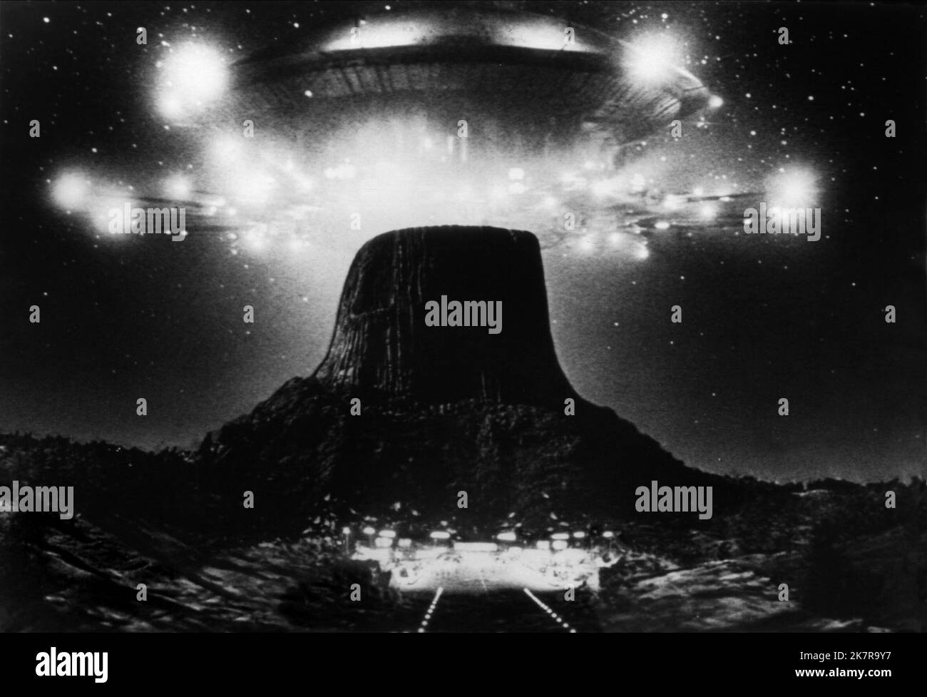 Close encounters film Black and White Stock Photos & Images - Alamy
