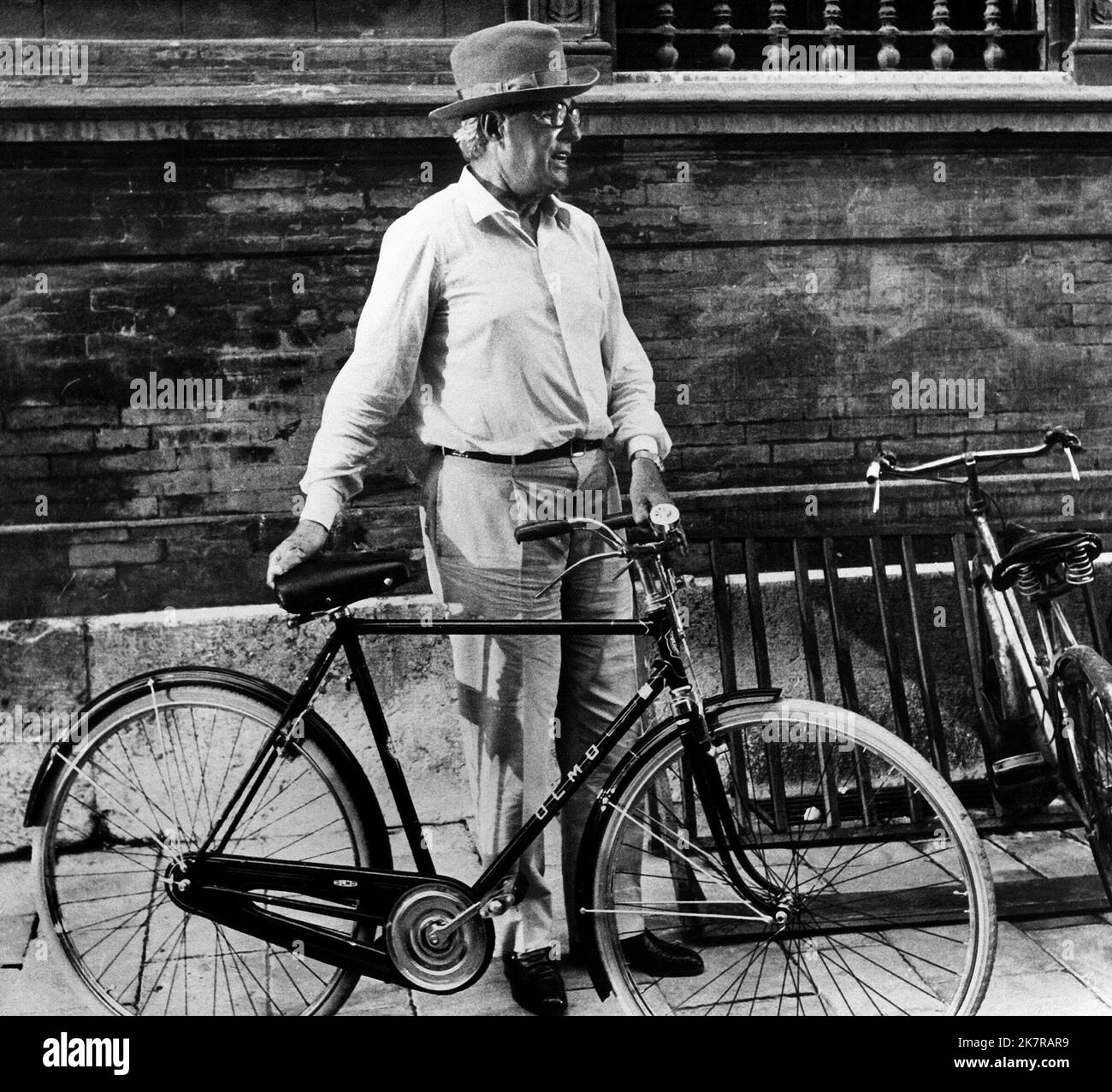 Vittorio De Sica Film: Garden Of The Finzi-Continis (1979) Director ...