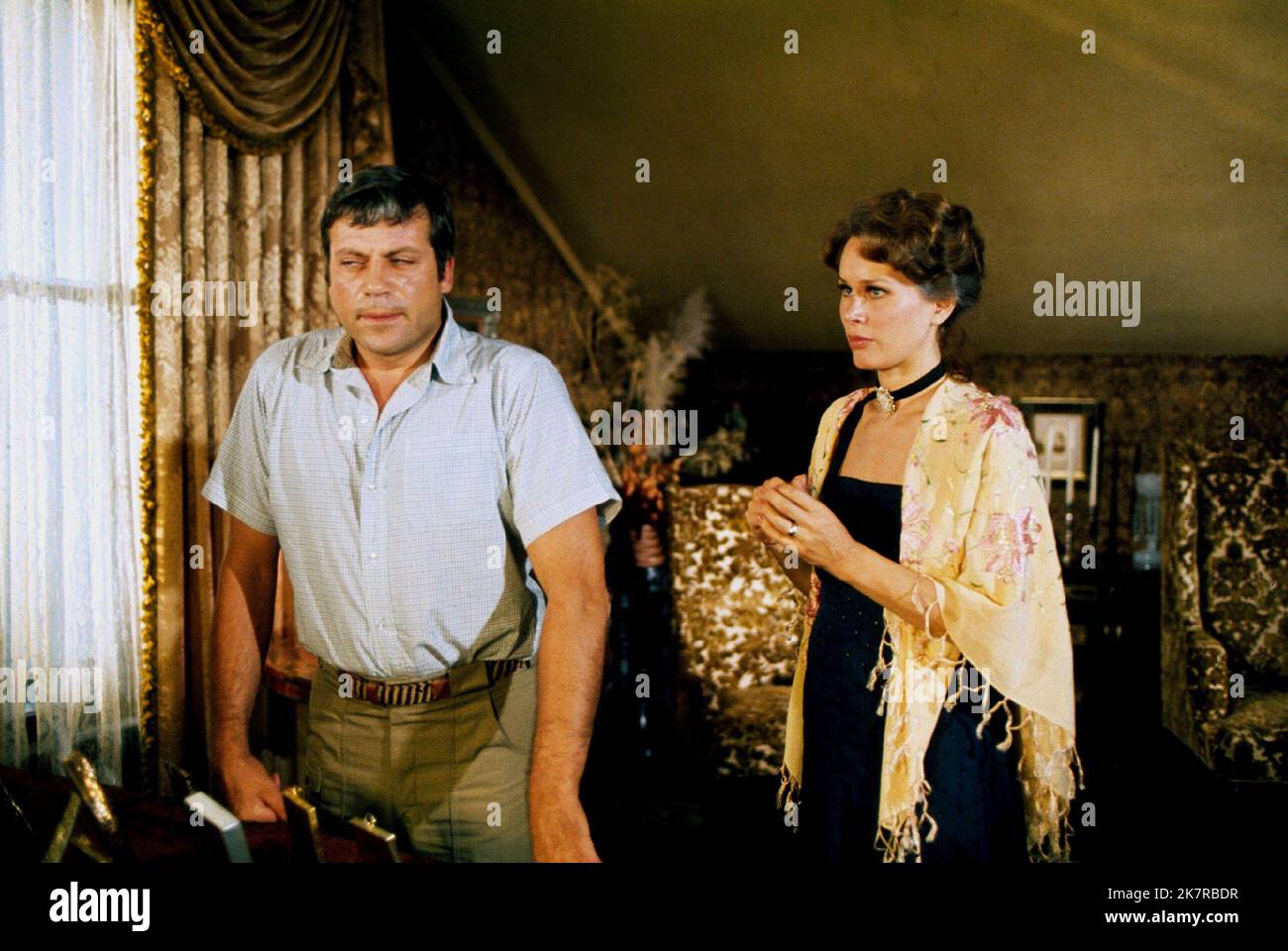 Oliver Reed & Karen Black Film Burnt Offerings (1976) Characters: Ben ...