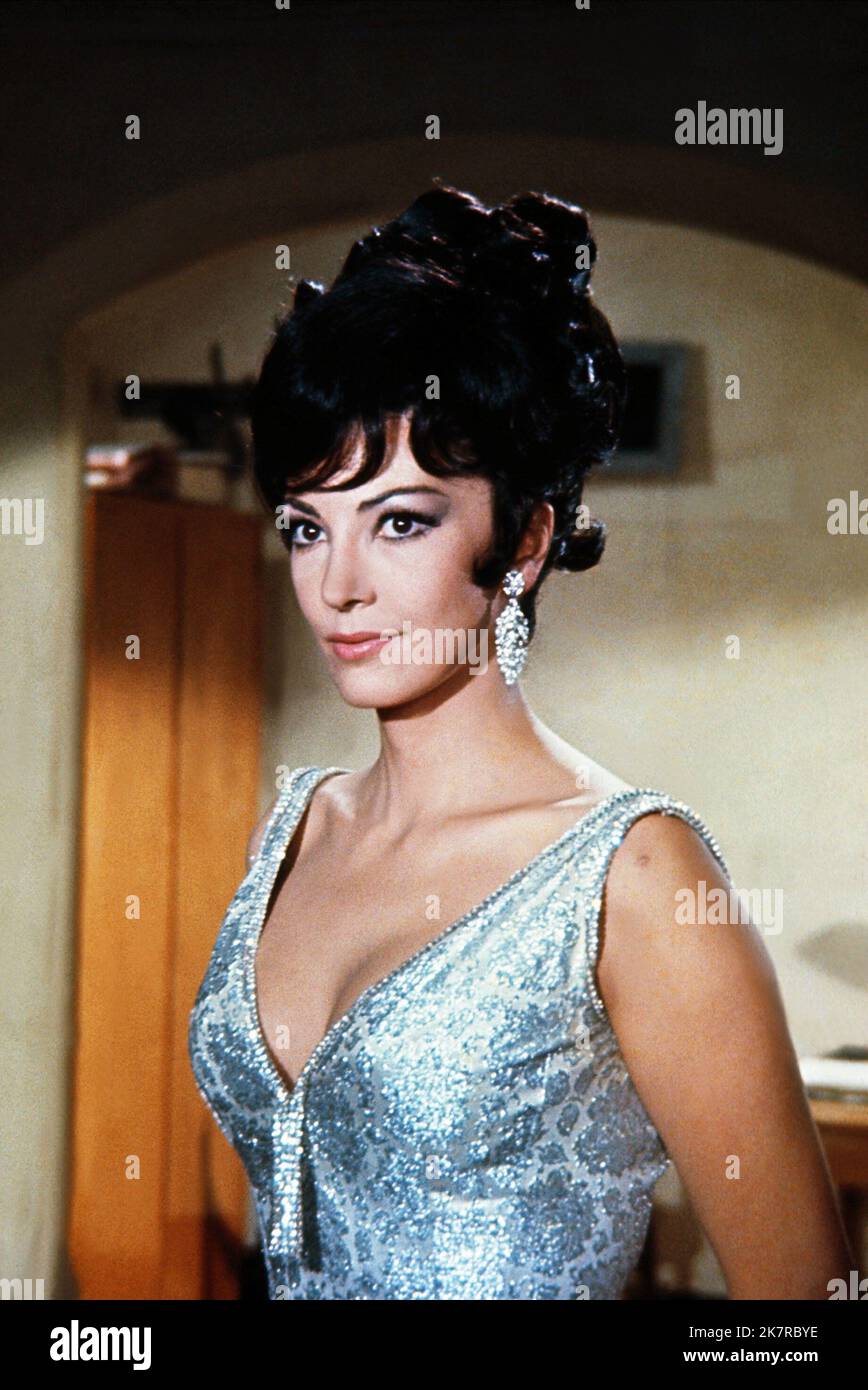 Anna Moffo Film: The Adventurers (USA 1970) Characters: DANIA LEONARDI ...