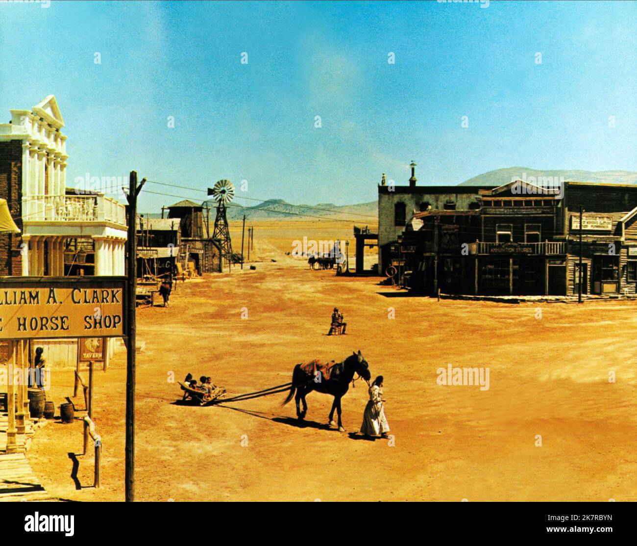 Wild West Street Scene Film: My Name Is Nobody; Il Mio Nome E Nessuno ...