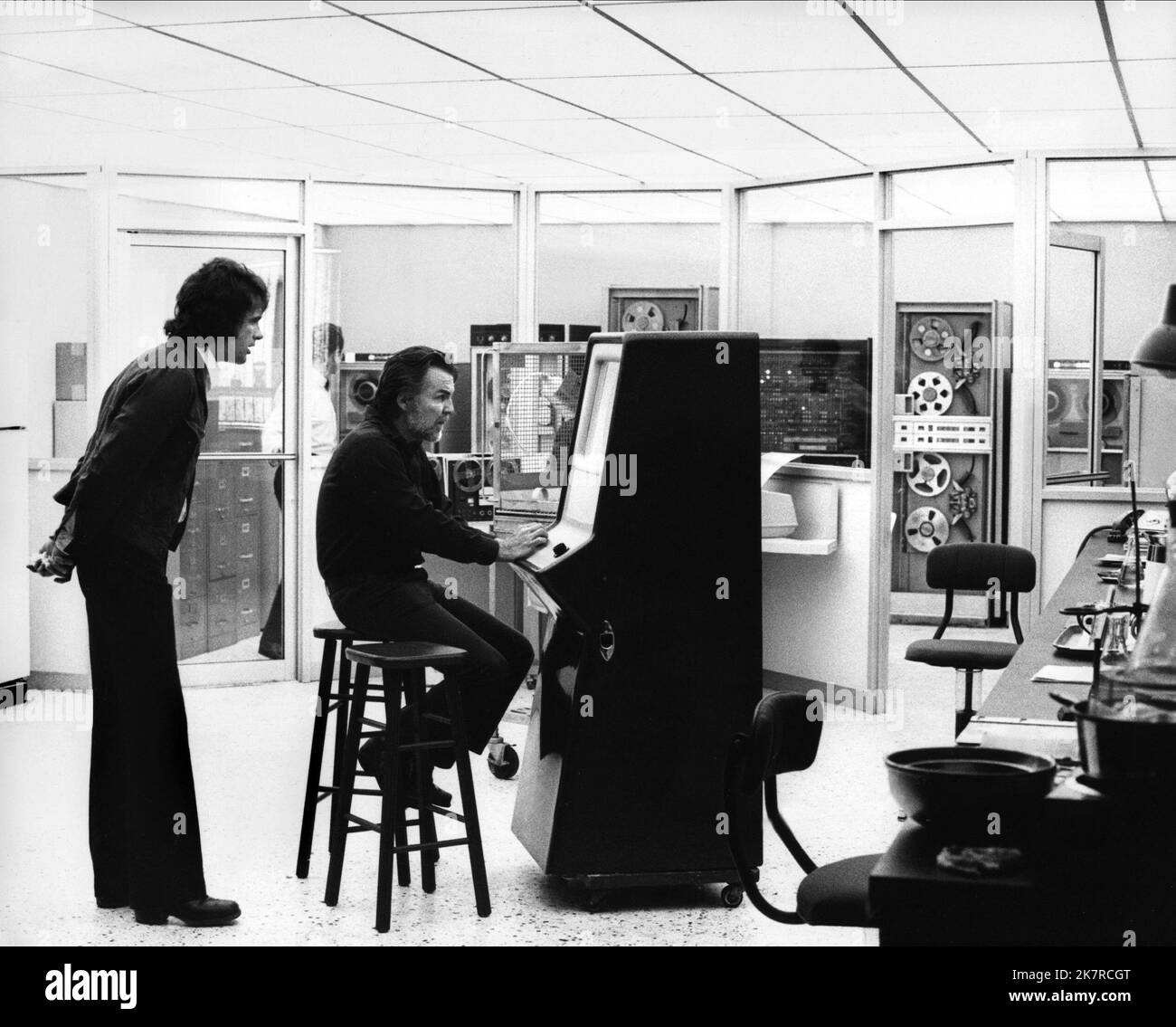 Warren Beatty & Anthony Zerbe Film: The Parallax View (USA 1974 ...