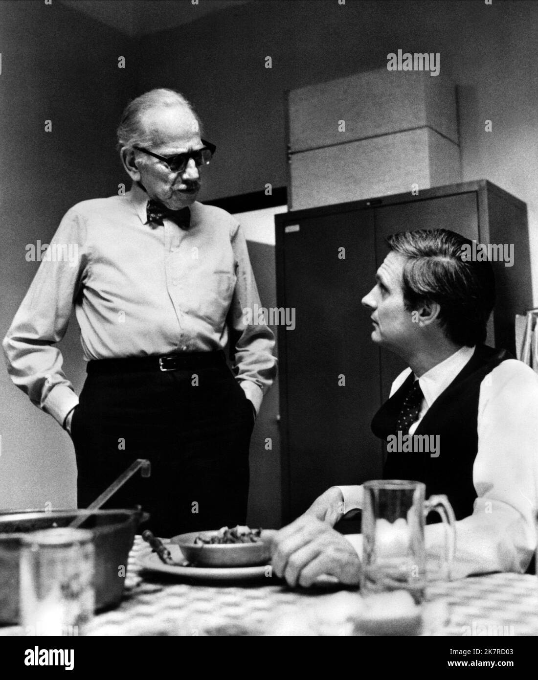 Melvyn Douglas & Alan Alda Film The Seduction Of Joe Tynan (1979 ...