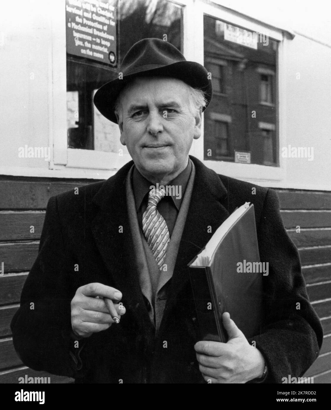 George cole arthur daley hi-res stock photography and images - Alamy