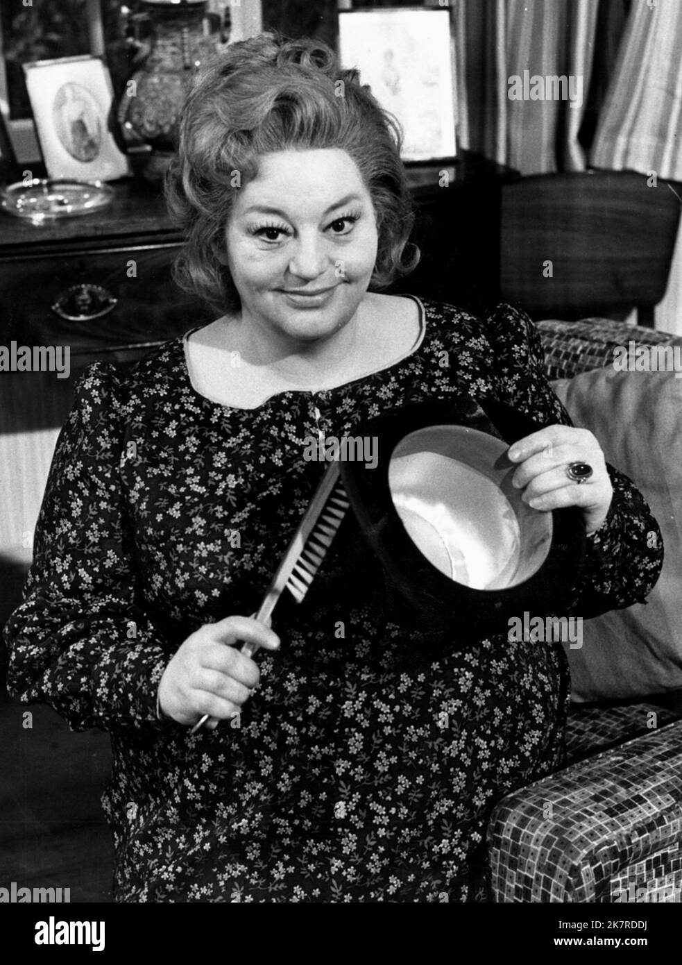 Hattie Jacques Television: Sykes (1971) Characters: Hattie Sykes ...