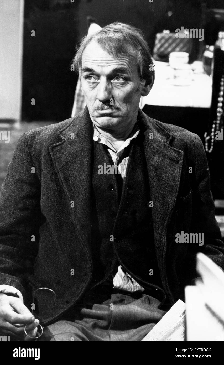 Sam Kydd Television: The Moonlighters (1976) 20 June 1971 **WARNING ...