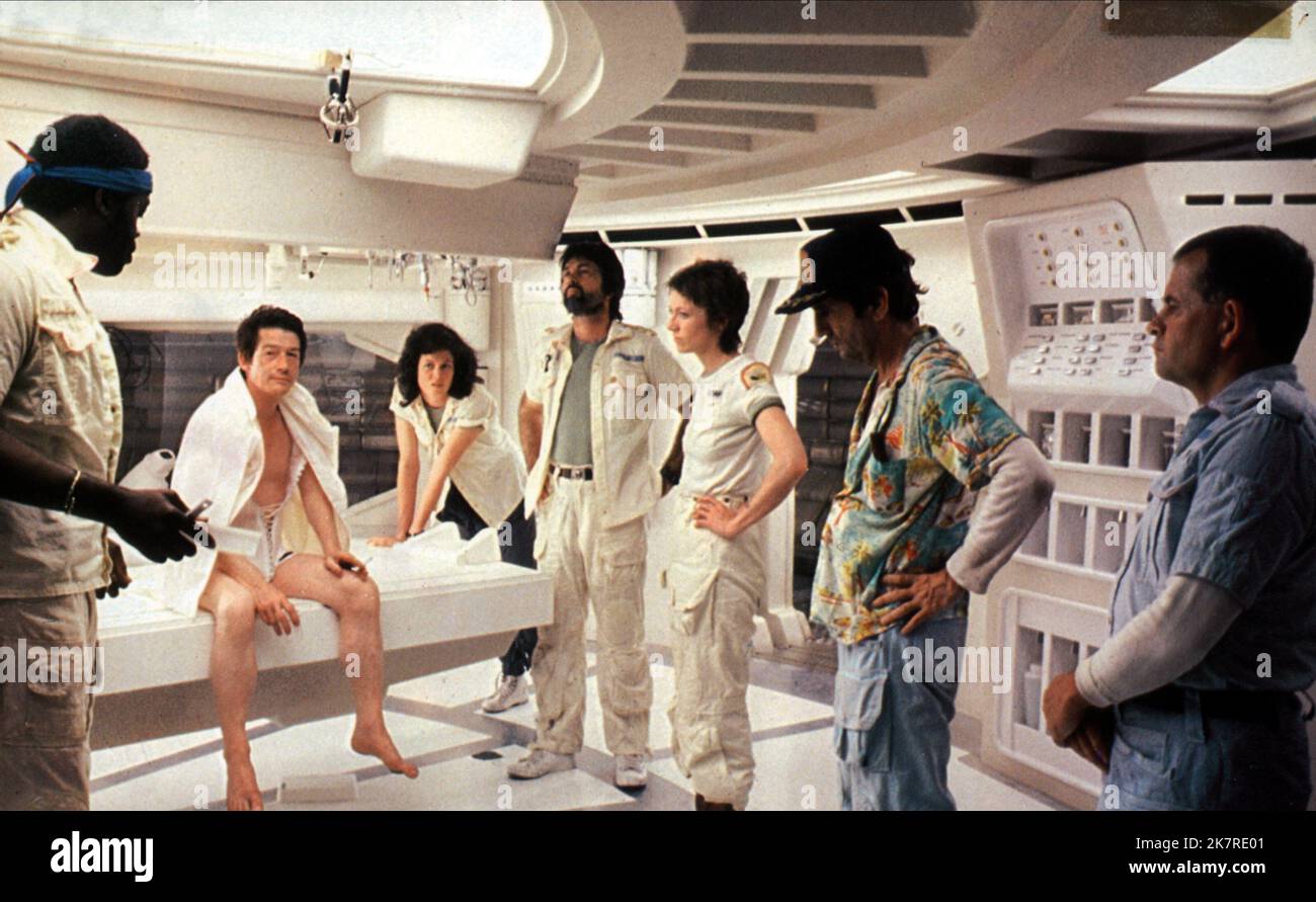 John Hurt, Sigourney Weaver, Tom Skerritt & Harry Dean Stanton Film ...