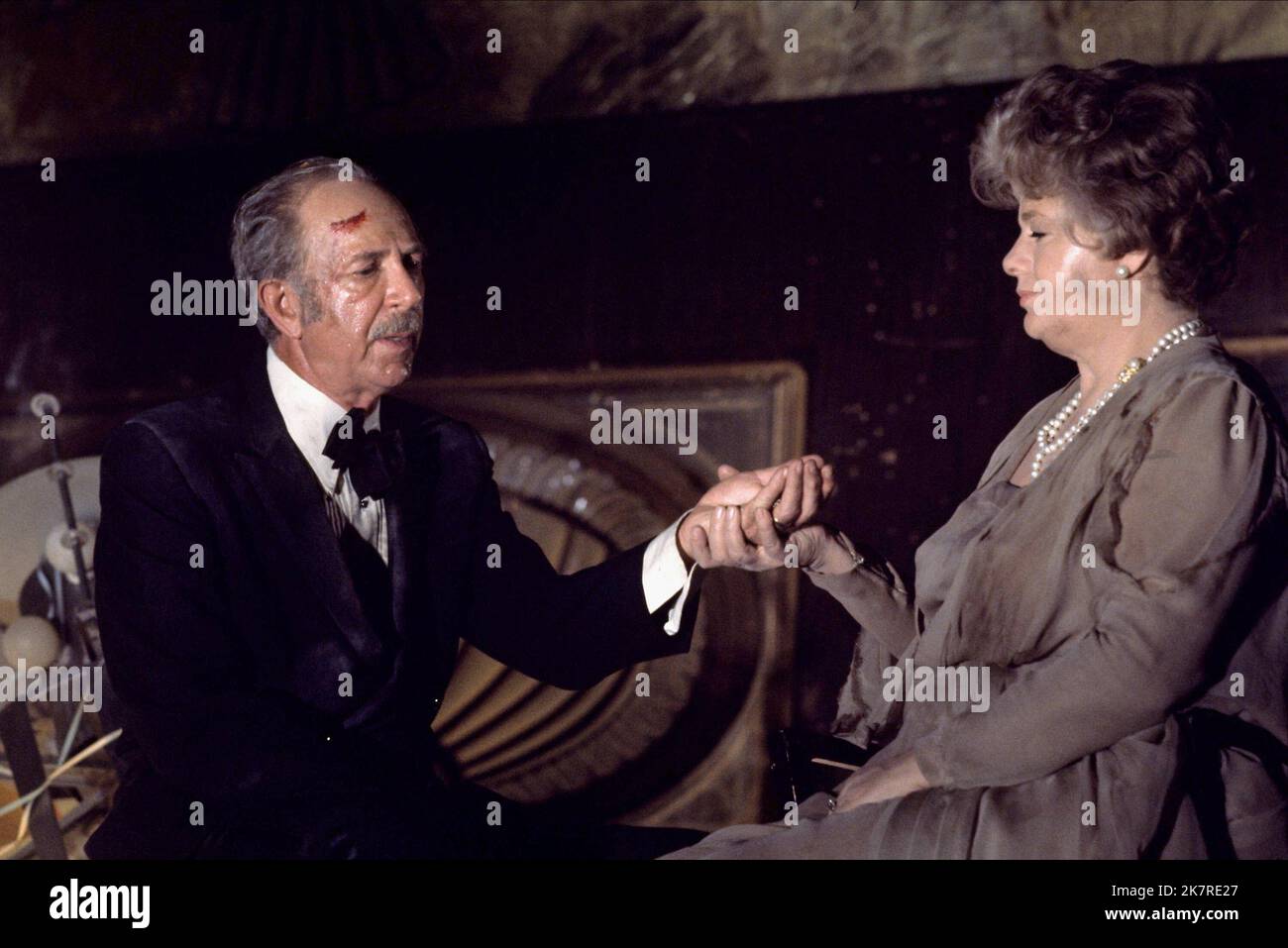 Jack Albertson & Shelley Winters Film The Poseidon Adventure (USA 1972 ...