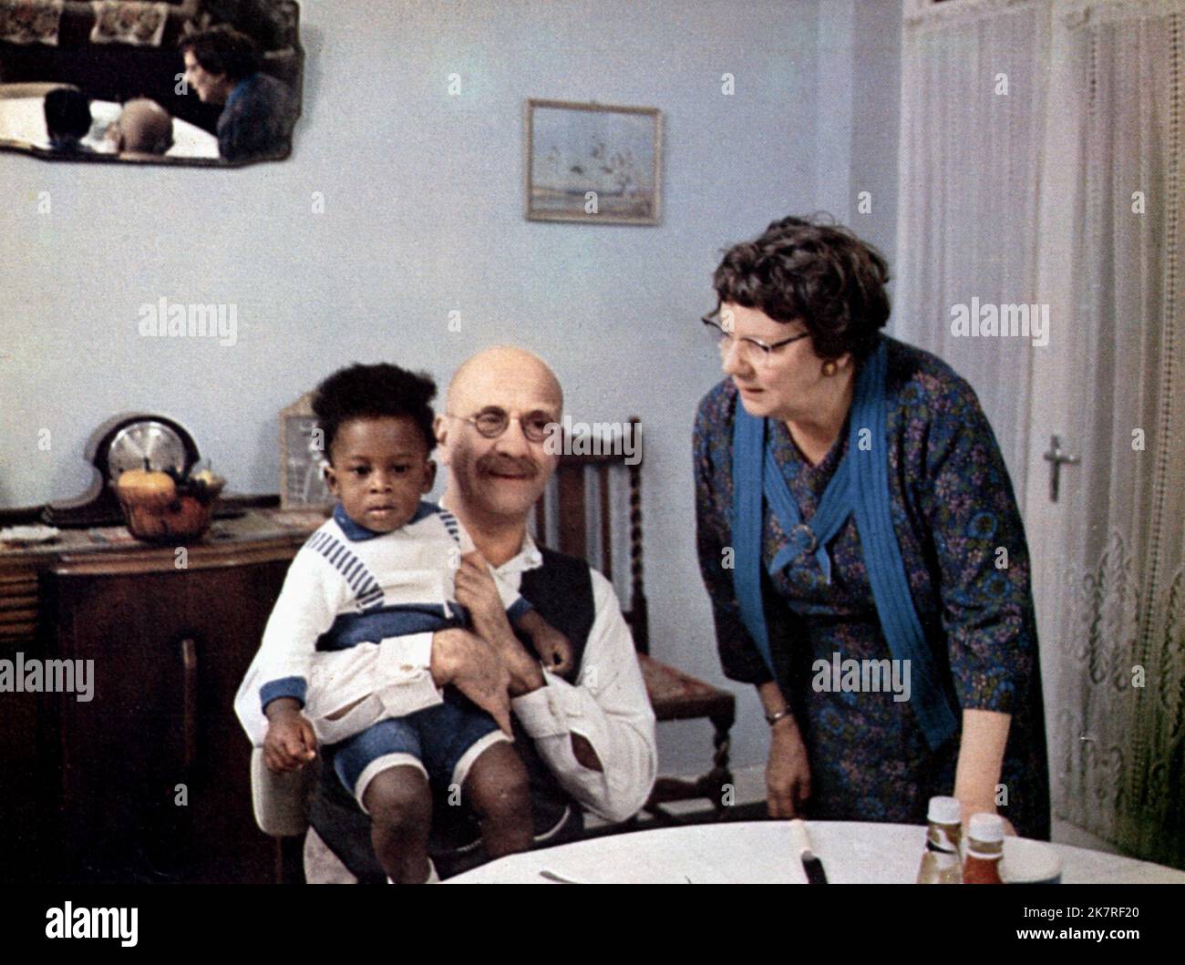 Warren Mitchell & Dandy Nichols Film: The Alf Garnett Saga (UK 1972 ...