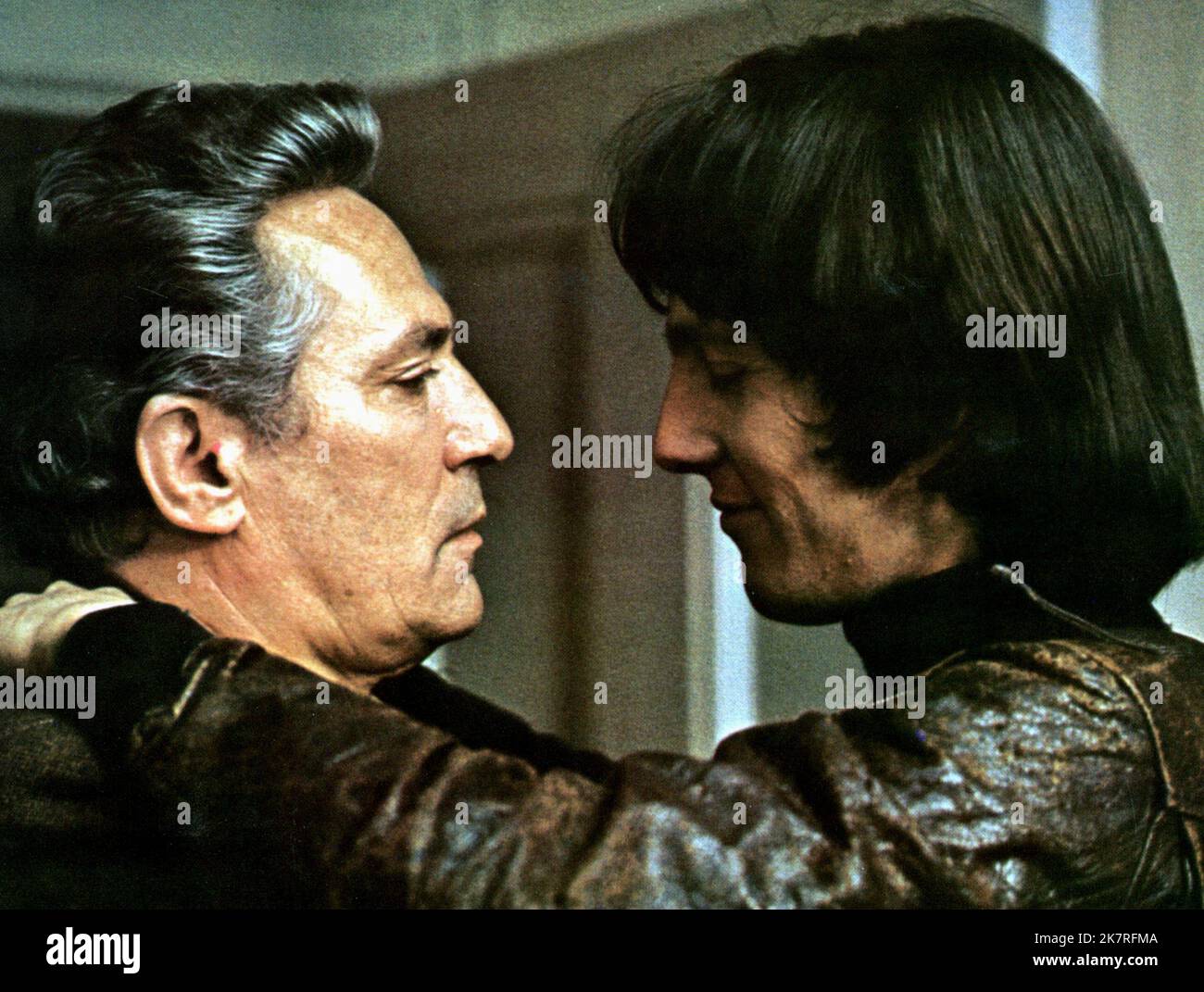 Peter Finch & Murray Head Film Sunday Bloody Sunday (1971) Director ...