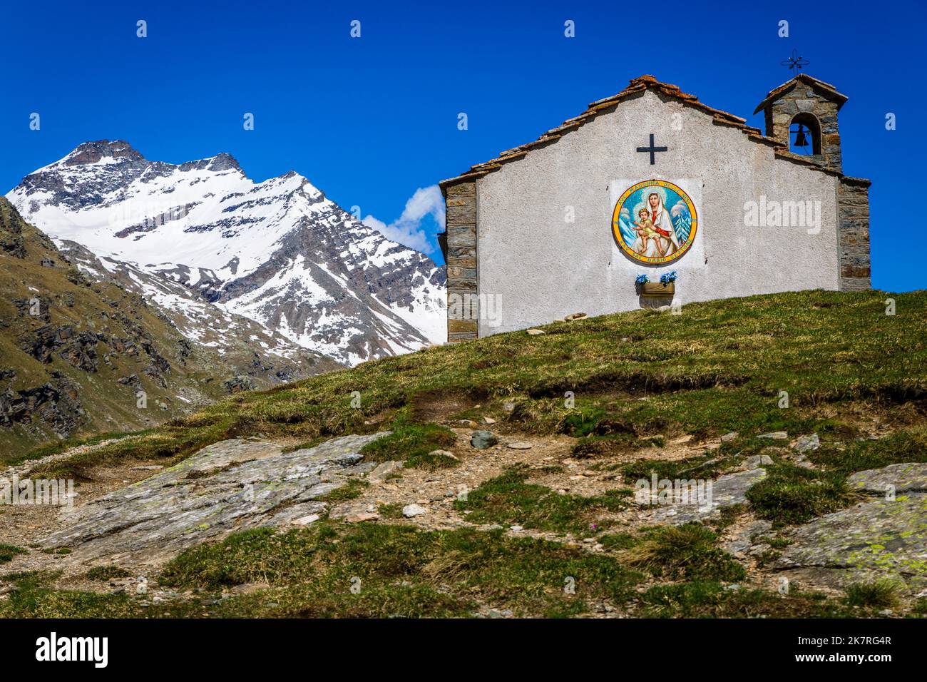 Chapel church above Idyllic Dolomites Alpine landscape, Gran Paradiso ...