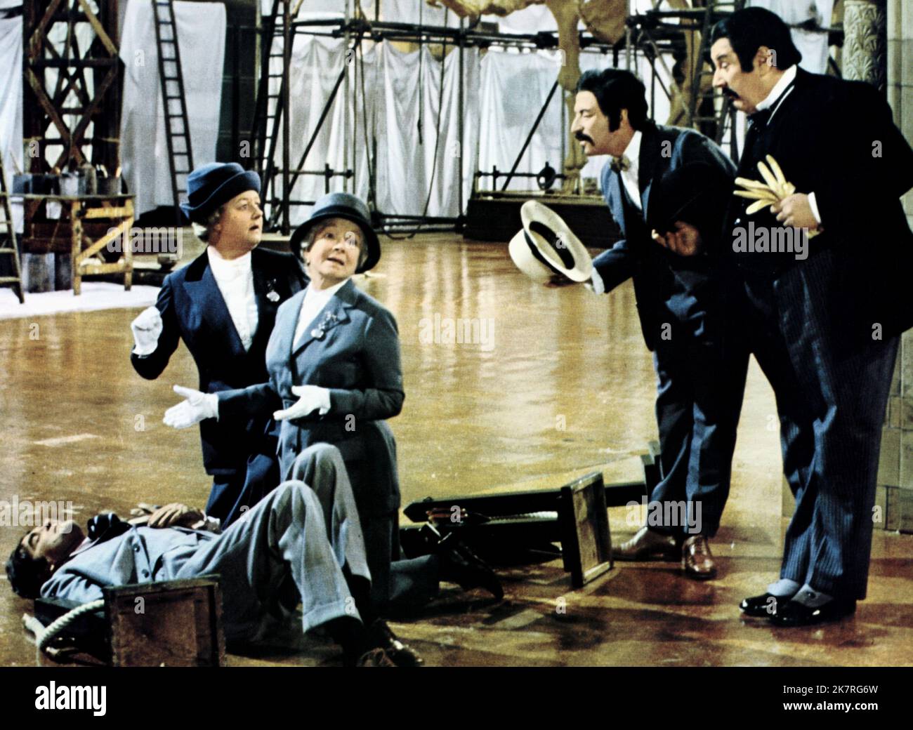 Derek Nimmo, Joan Sims, Helen Hayes, Clive Revill & Peter Ustinov Film ...