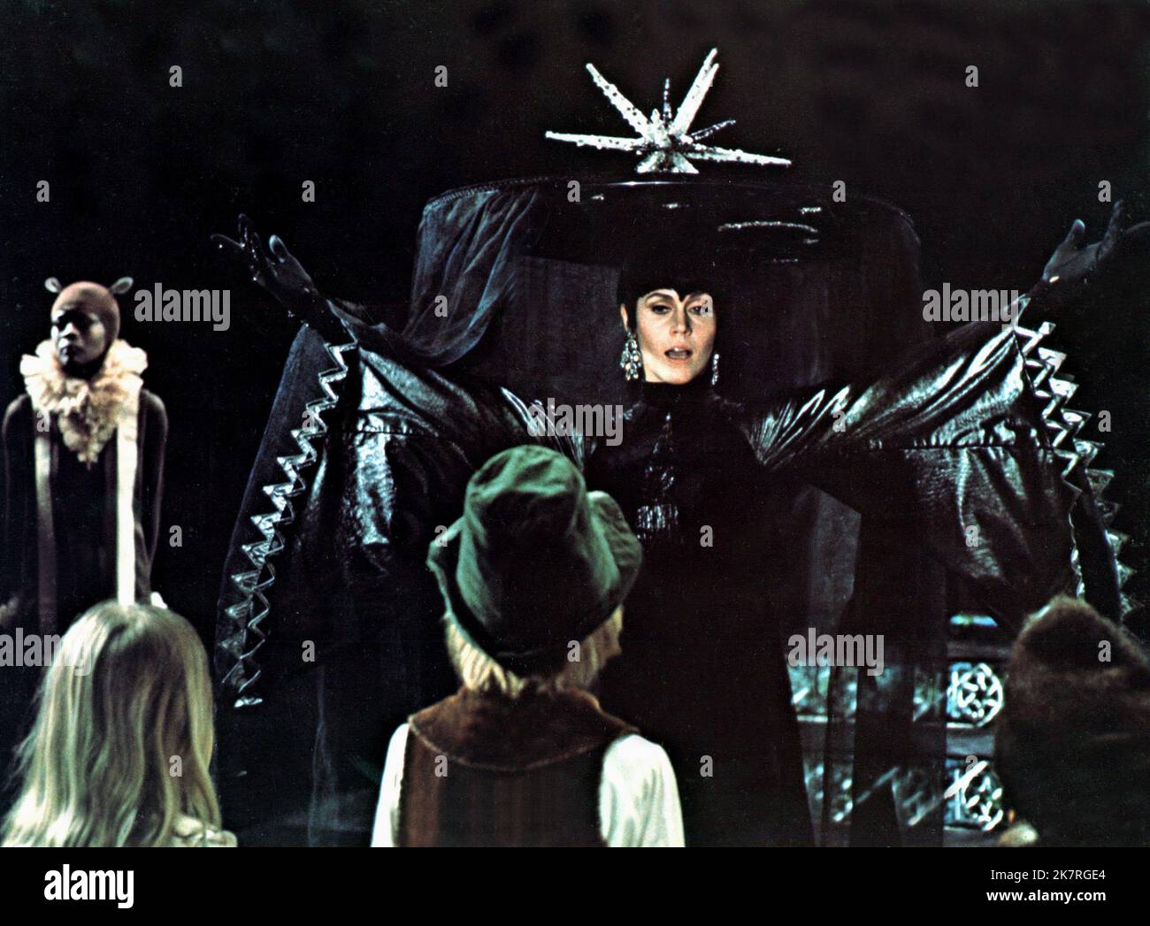 Cicely Tyson, Patsy Kensit, Todd Lookinland & Jane Fonda Film: The Blue ...