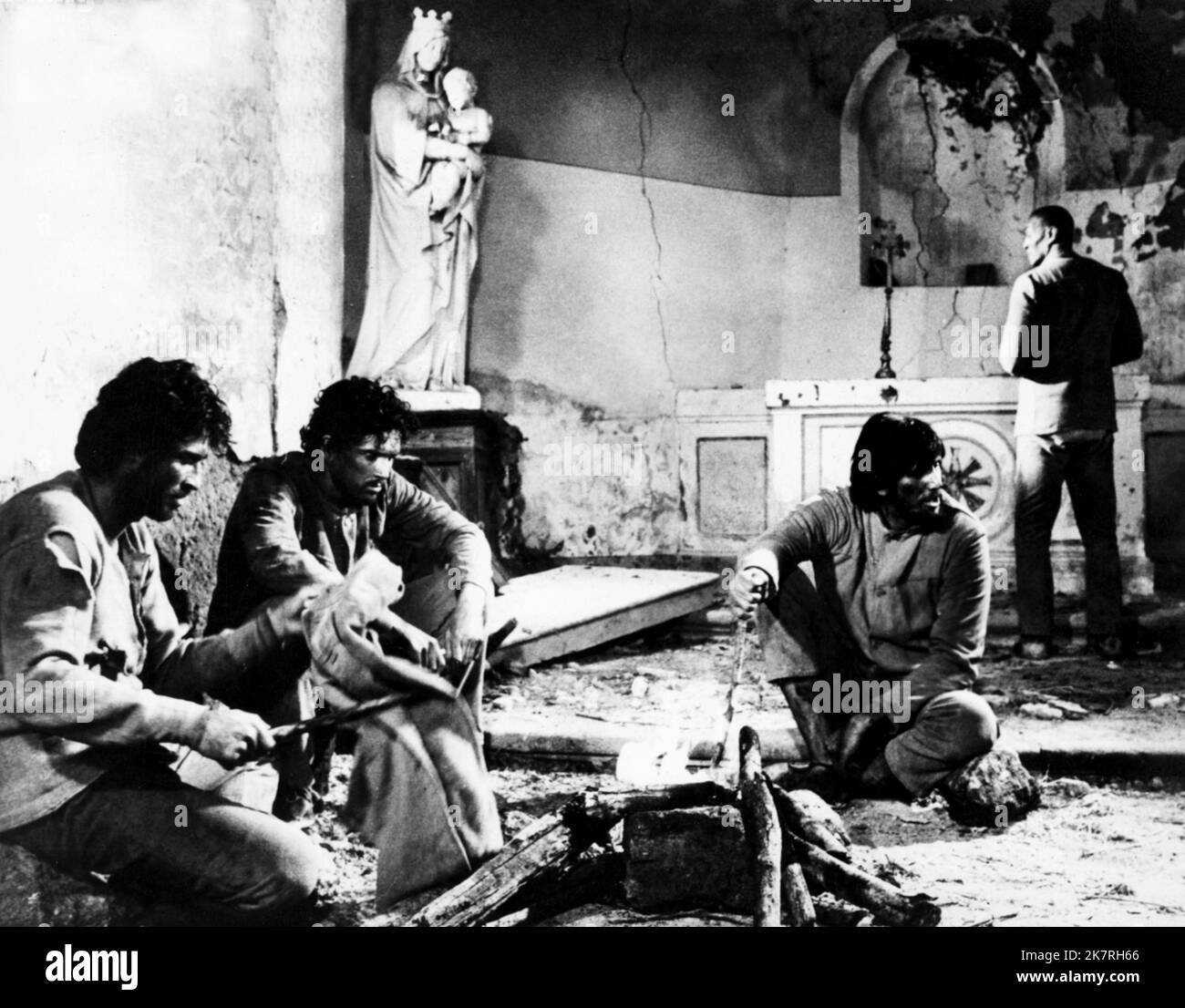 Peter Martell, Leonard Mann & Woody Strode Film The Unholy Four ...