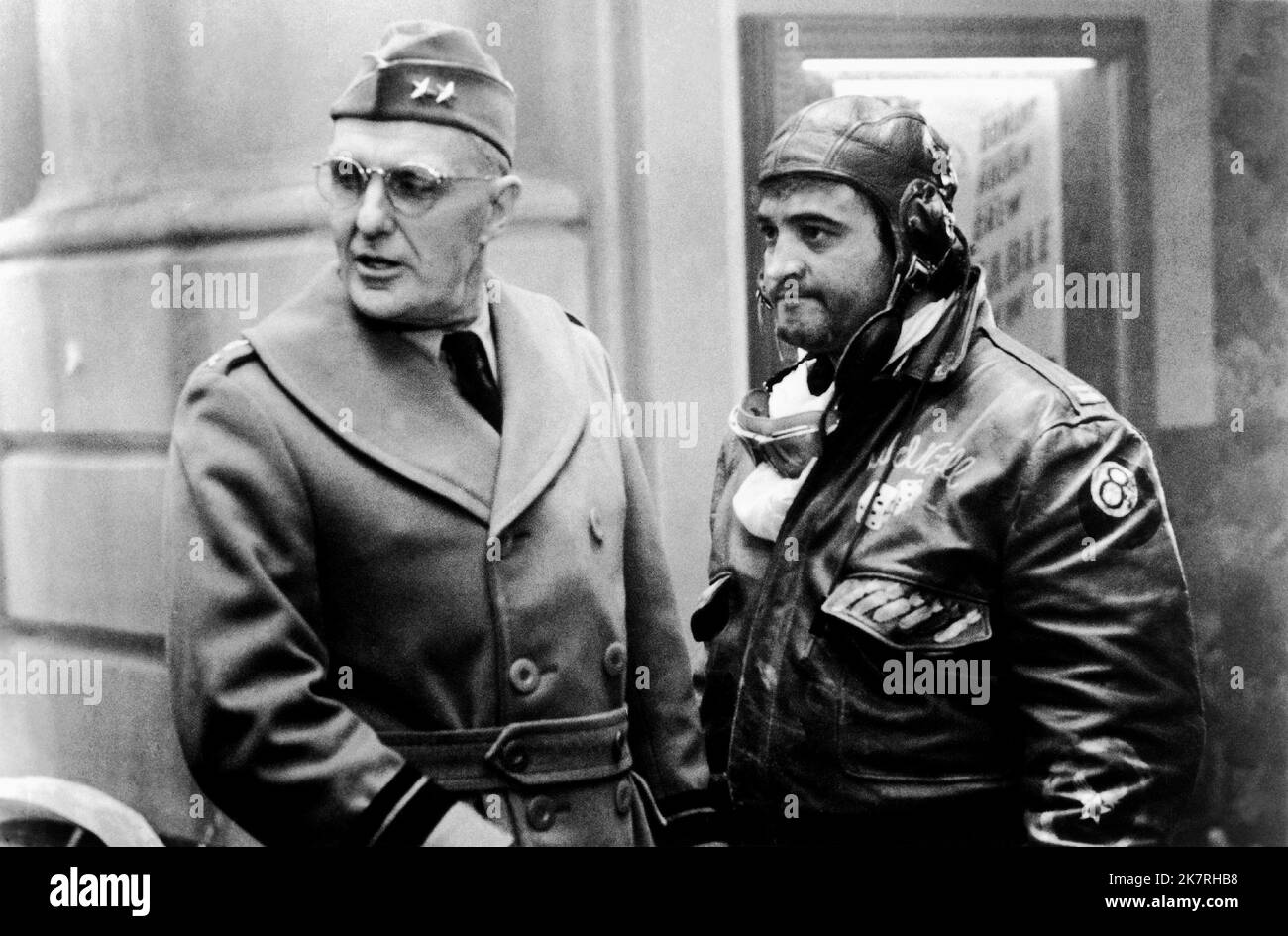 Robert Stack & John Belushi Film 1941 (USA 1979) Characters: Maj. Gen ...