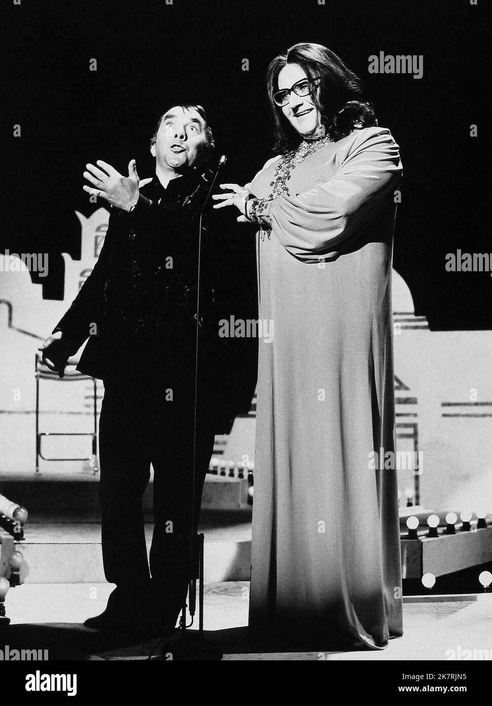 Ronnie Corbett & Ronnie Barker Television: The Two Ronnies (TV-Serie ...