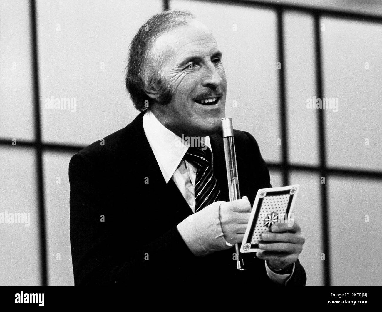 Bruce forsyth 1970s hi-res stock photography and images - Alamy