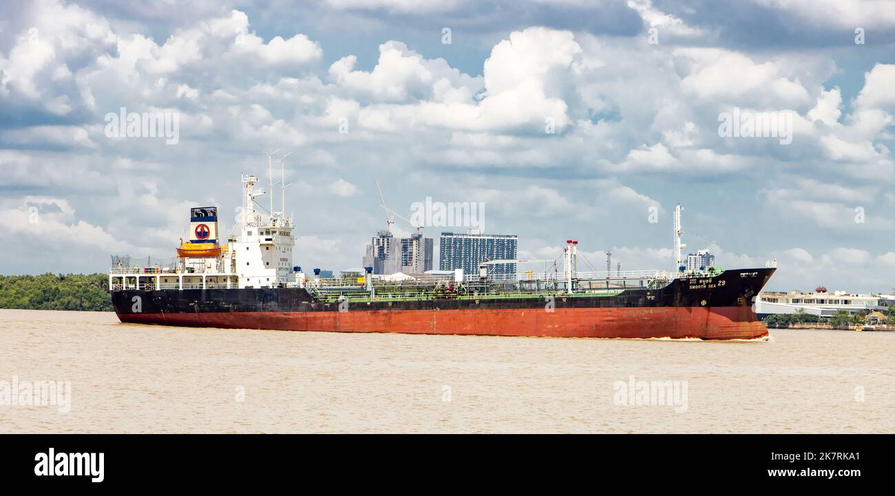 SAMUT PRAKAN, THAILAND, OCT 07 2022, The Oil Products Tanker SMOOTH SEA ...