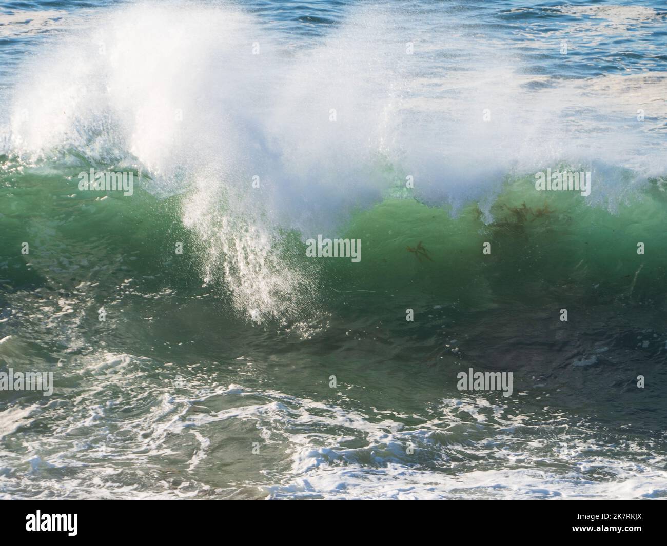 Spraying water everywhere hi-res stock photography and images - Alamy