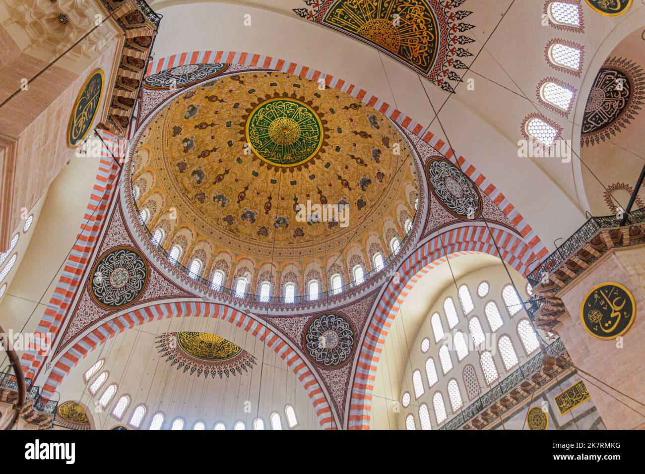 Interior of Suleymaniye Mosque in Istanbul, Turkey Stock Photo - Alamy
