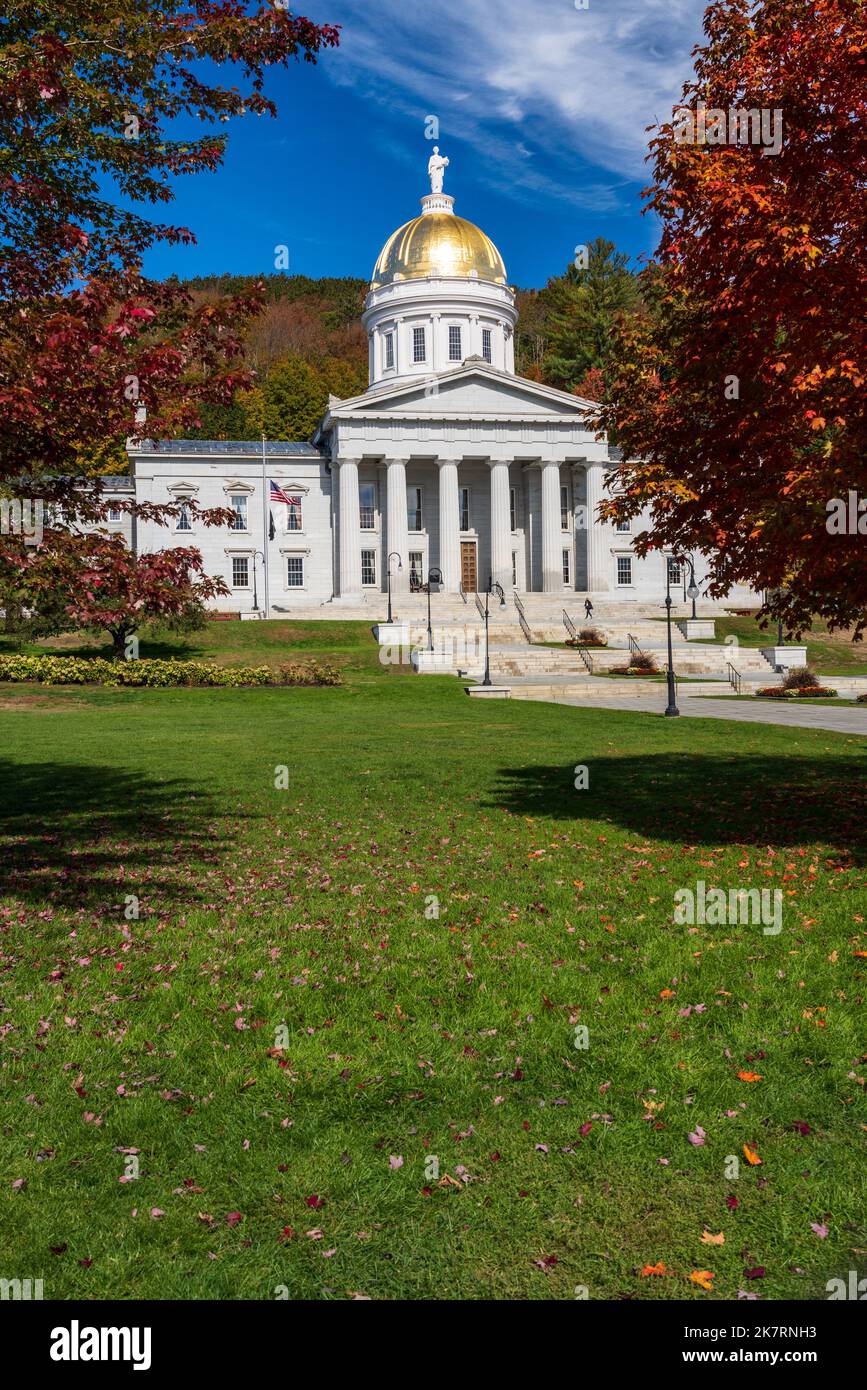 Gold leaf dome of the Vermont State House capitol building in ...