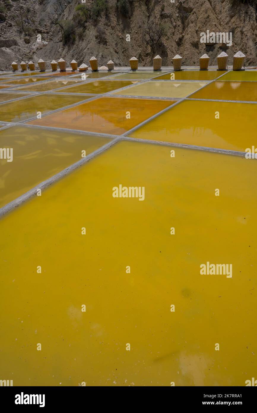 Saline pits hi-res stock photography and images - Alamy