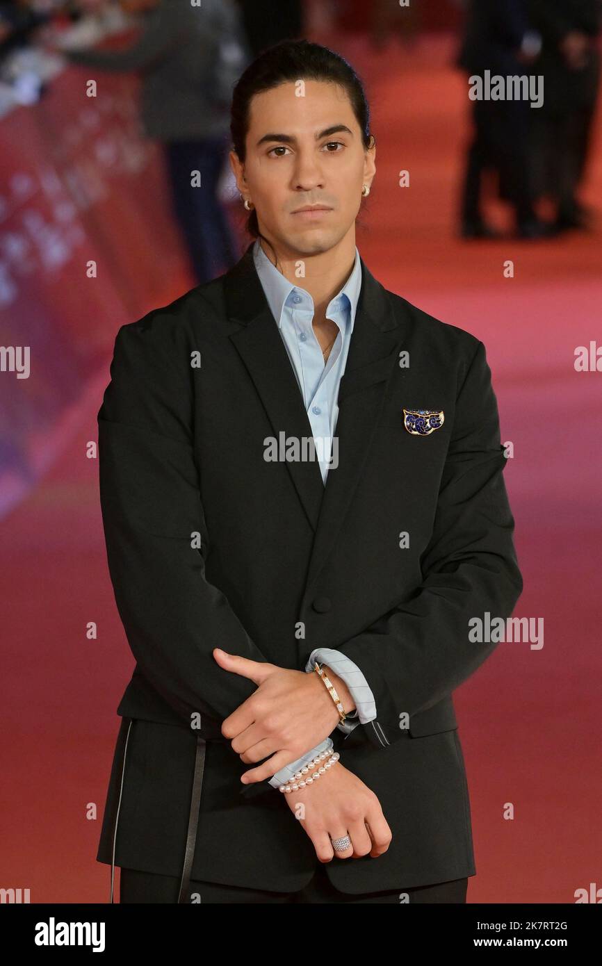 Tedua hi-res stock photography and images - Alamy