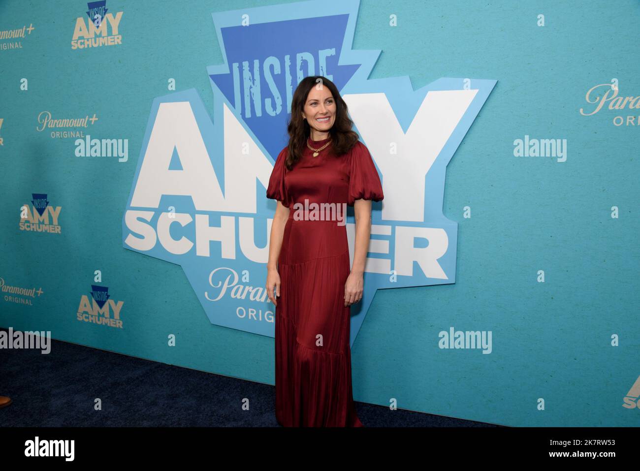 Laura Benanti attends the Inside Amy Schumer Season 5 Premiere at the ...