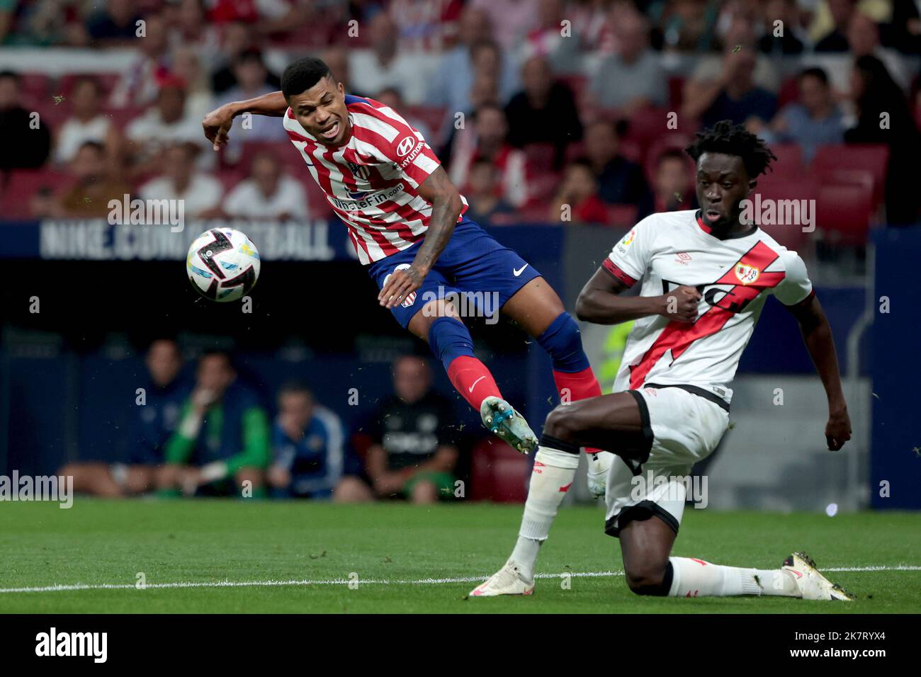 Madrid, Spanien. 18th Oct, 2022. Madrid Spain; 18.10.2022.- Atlético de ...