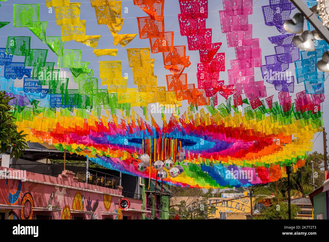 Papel picado oaxaca mexico hi-res stock photography and images - Alamy