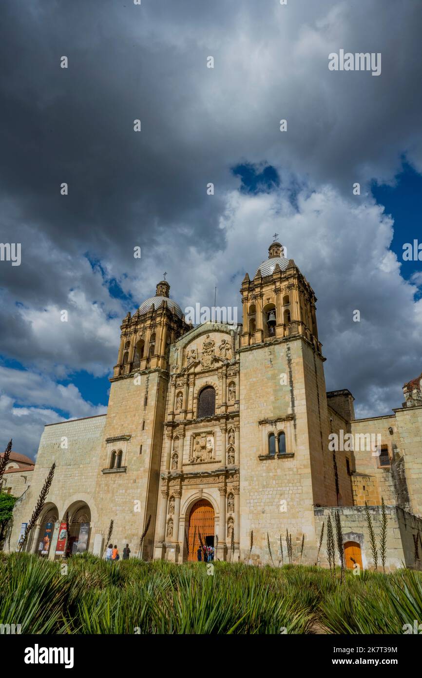 View of the Church of Santo Domingo de Guzman in the city of Oaxaca de ...