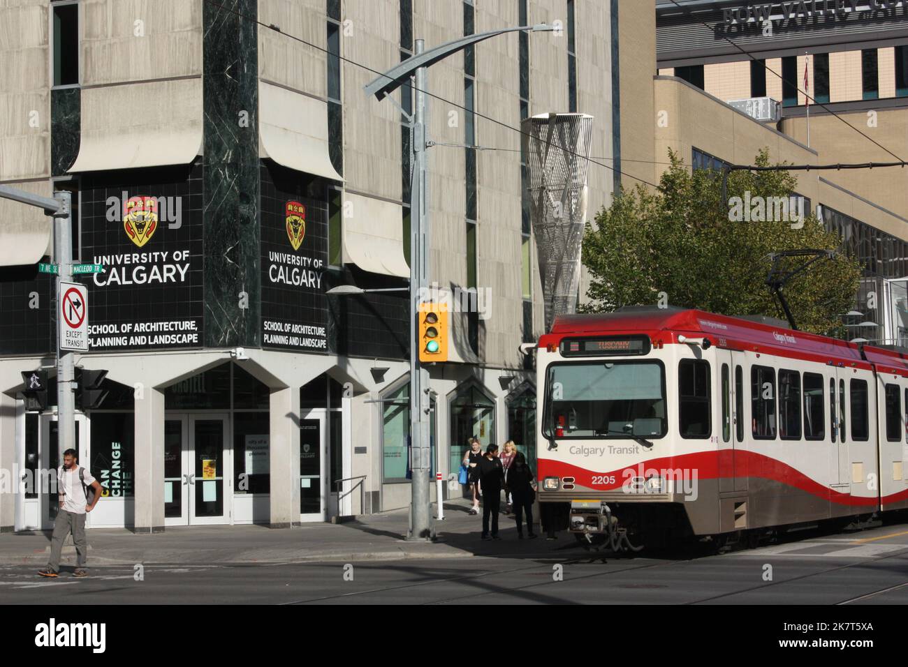 Calgary public transport hi-res stock photography and images - Alamy